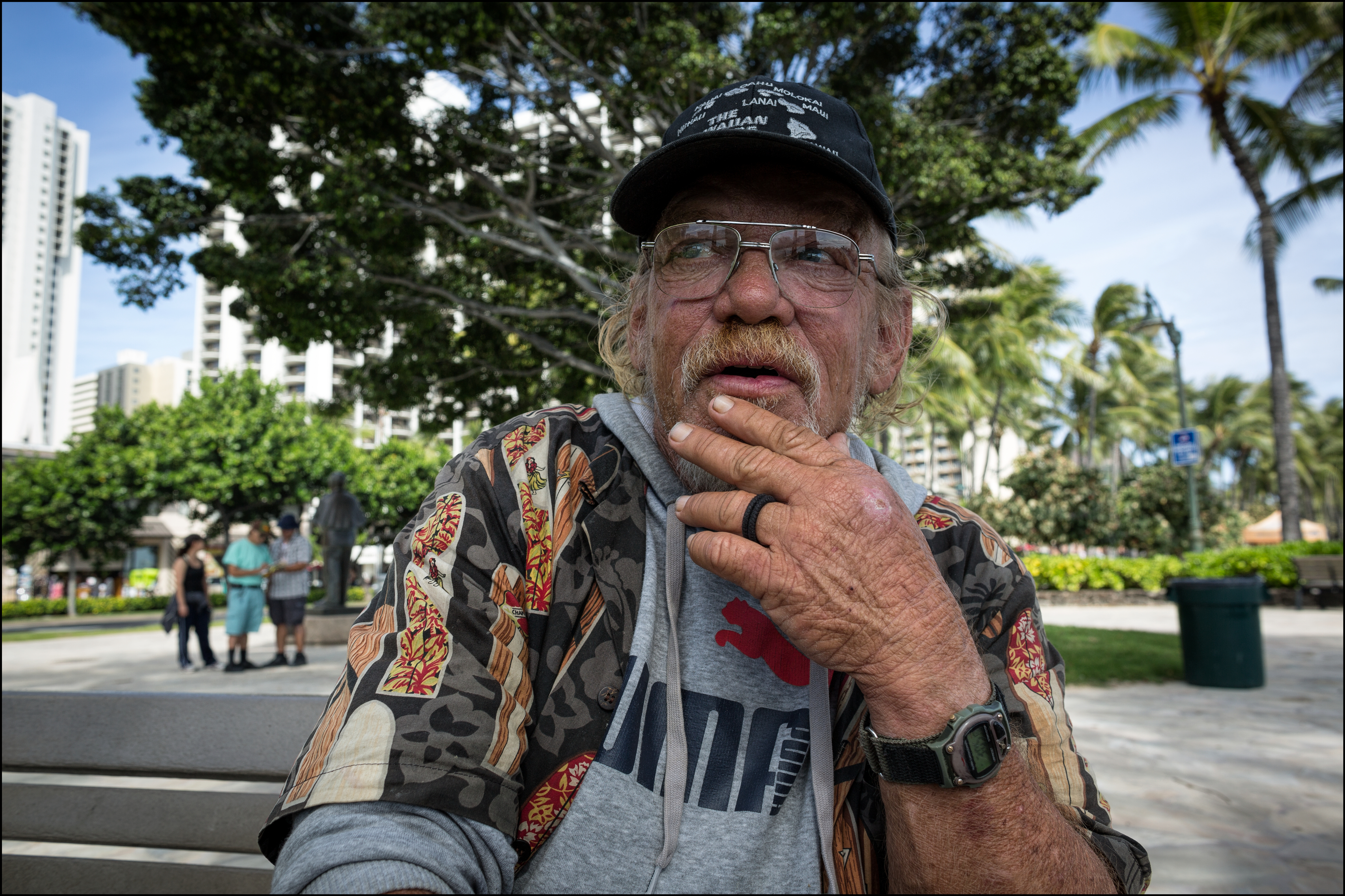 Photos of homeless people in the tourist heart of Hawaii