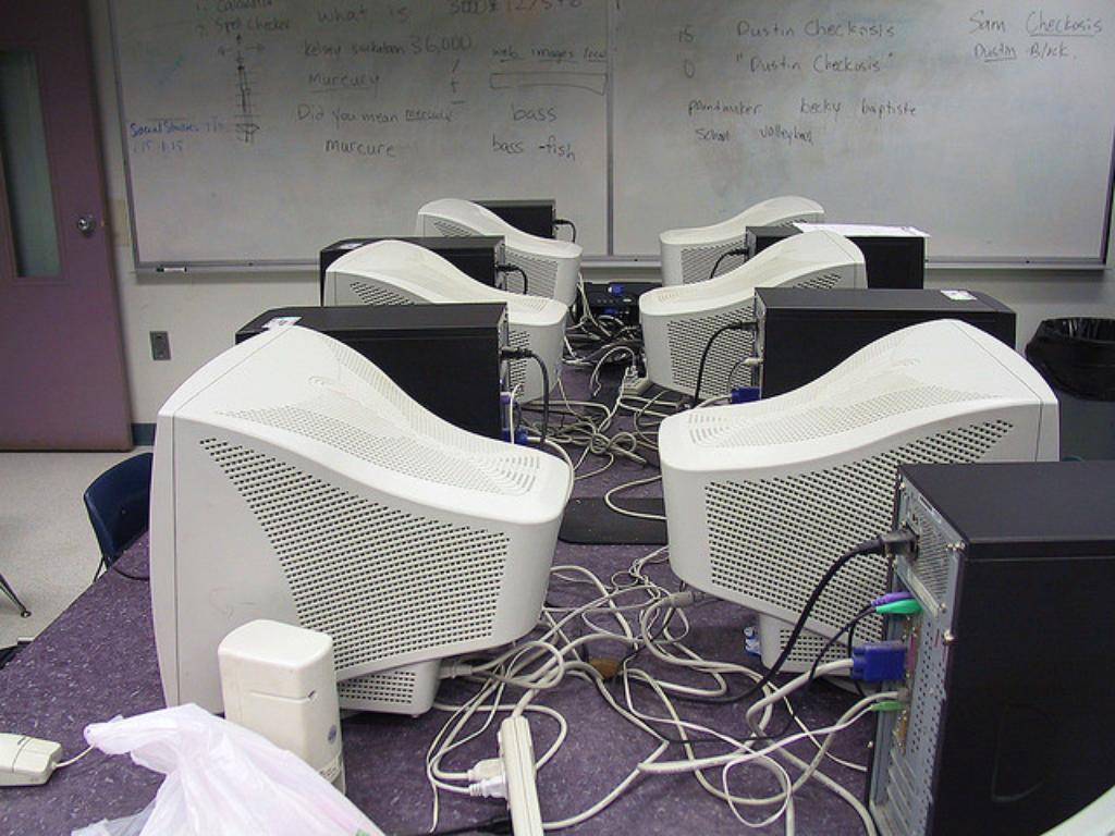 Hawaii Teacher: Lack of Computers in the Classroom a Real Problem ...