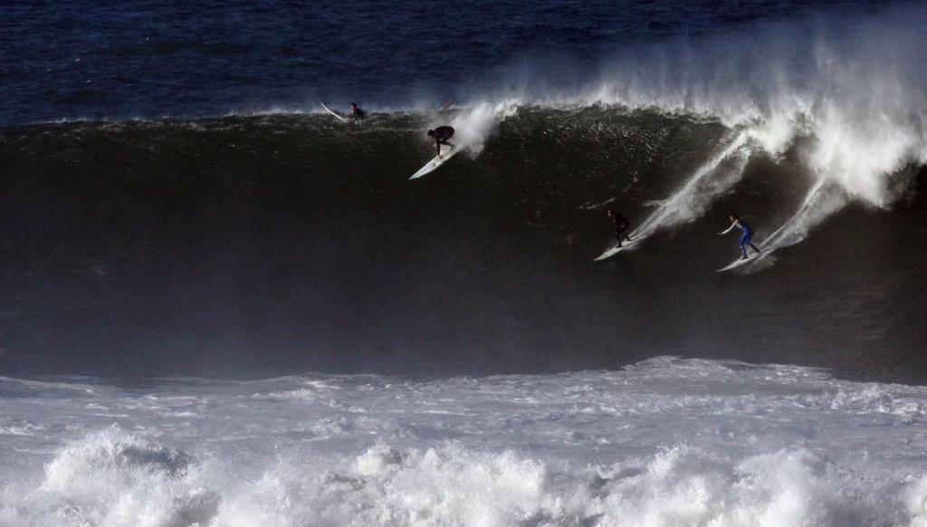Hawaii Big-Wave Surfer Dies at Mavericks - Honolulu Civil Beat