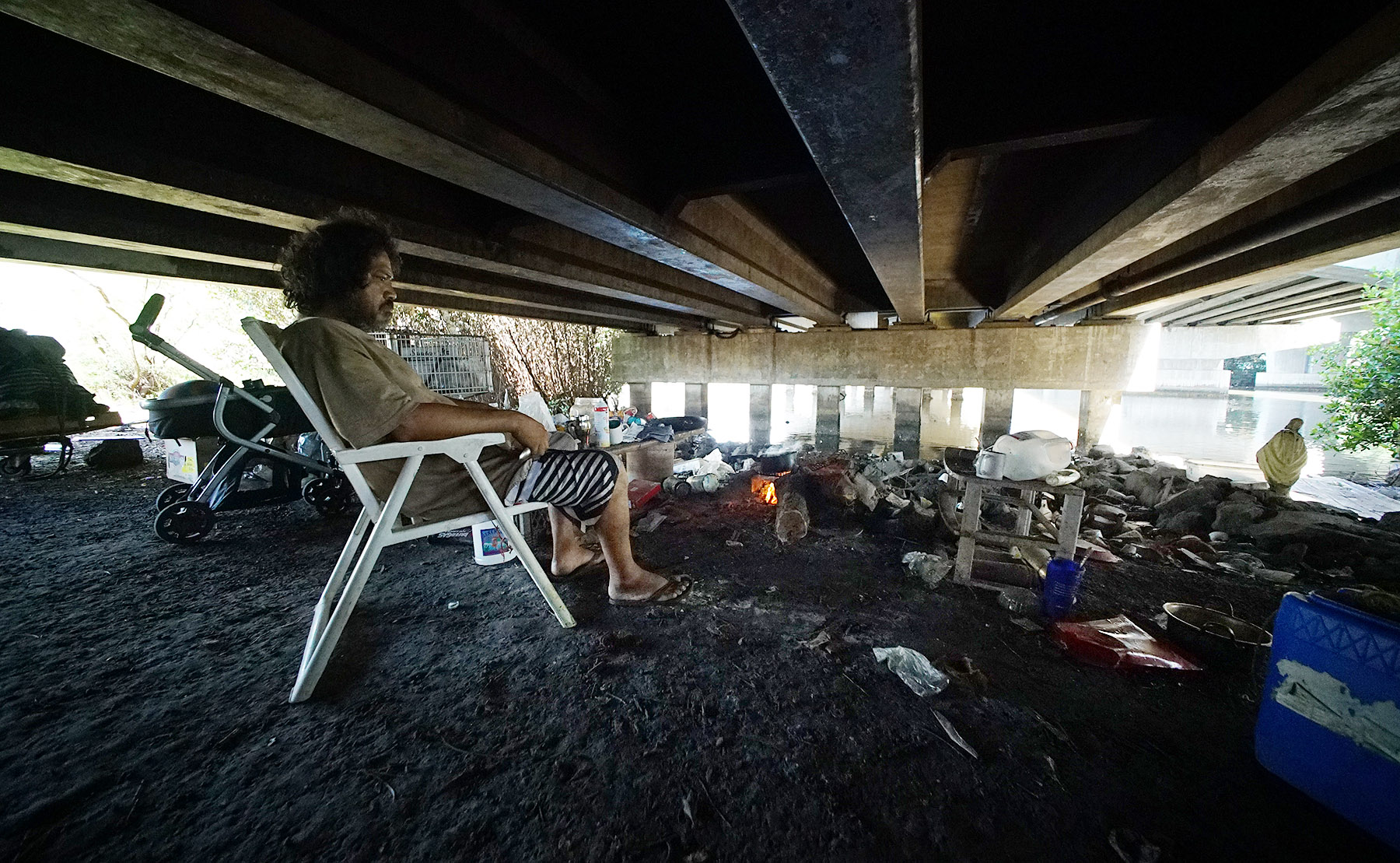 The Projector: Living on Borrowed Time Under the Nimitz Highway ...