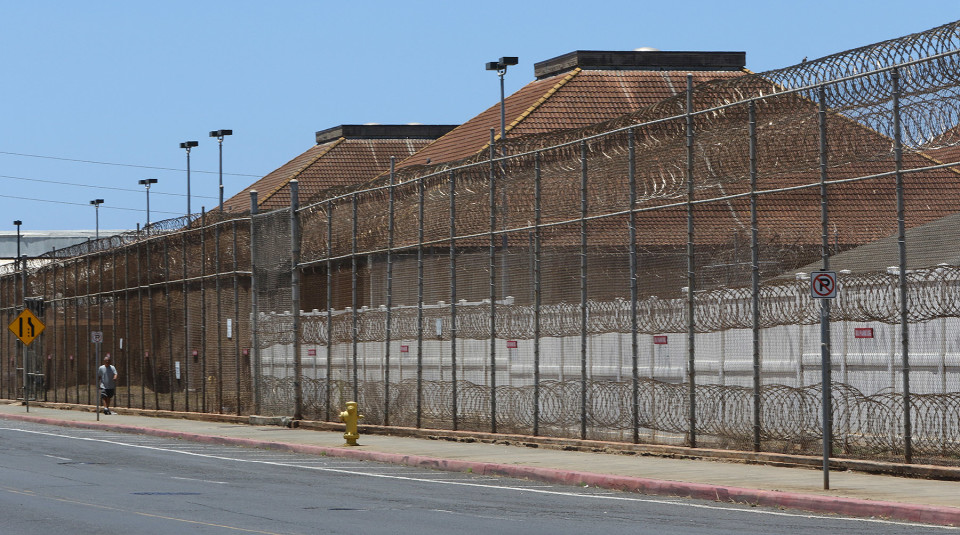 What To Do About Oahu's Crumbling Correctional Center - Honolulu Civil Beat