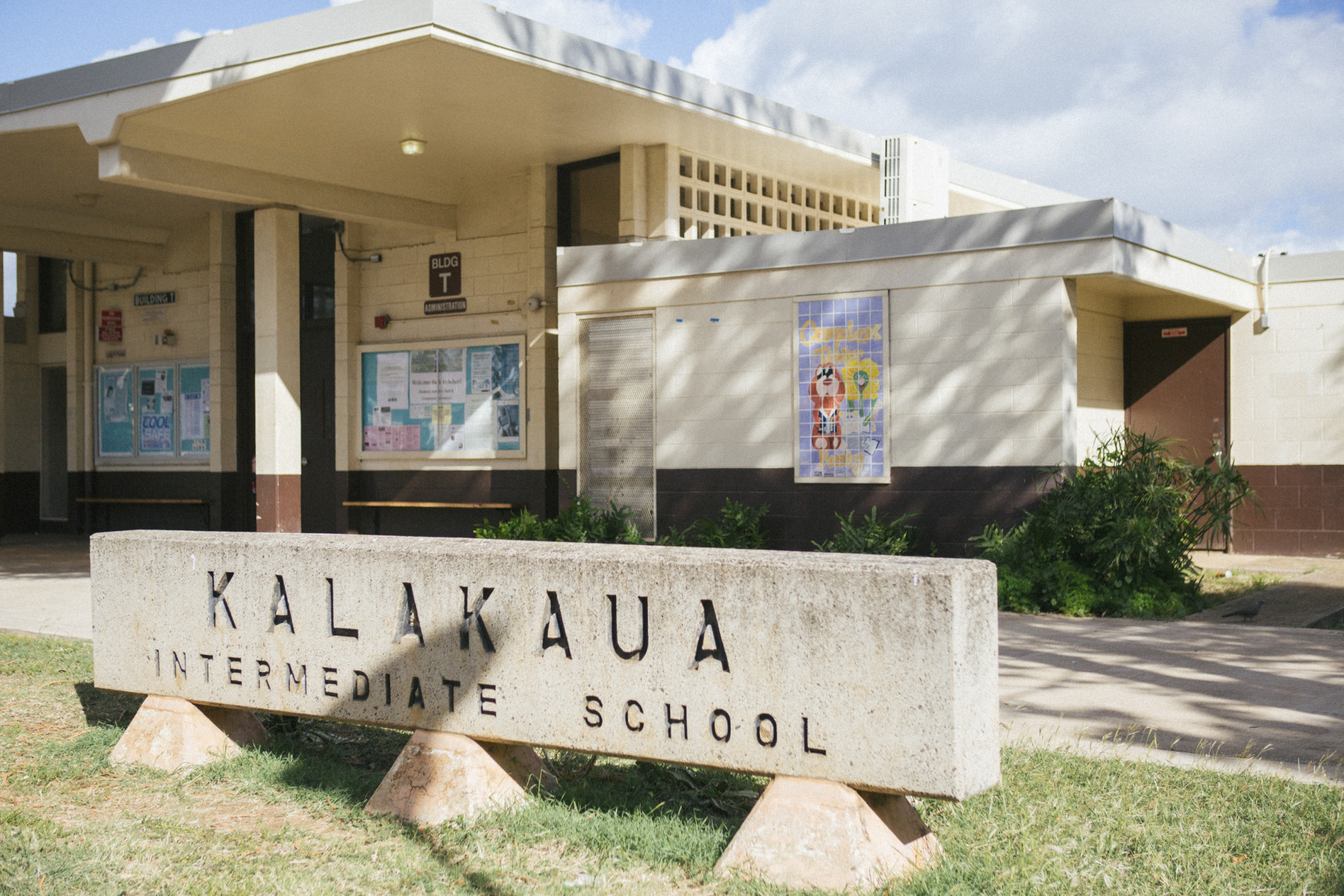 These Kalihi Streets Are A Big Hazard For Bike Riders - Honolulu Civil Beat