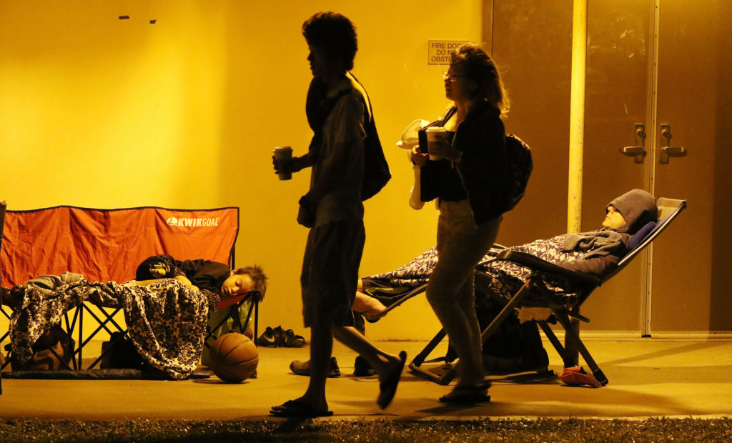 Parents Camp Overnight To Get Their Kids In Summer Fun Program ...