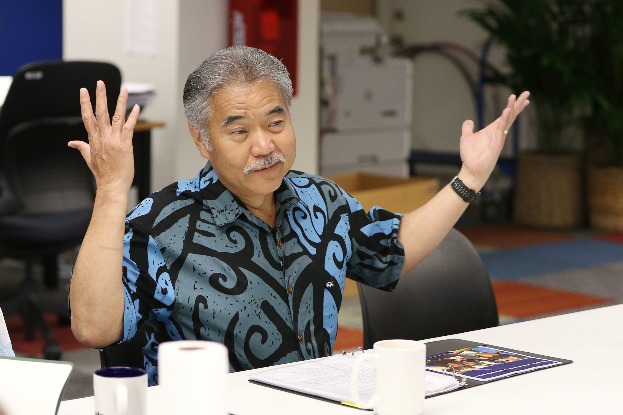 Ige Says His Low-Key Approach Is Producing Good Results For Hawaii ...