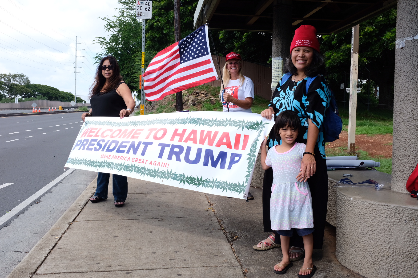 Trump's Hawaii Visit Inspires Supporters, But More Opponents - Honolulu ...