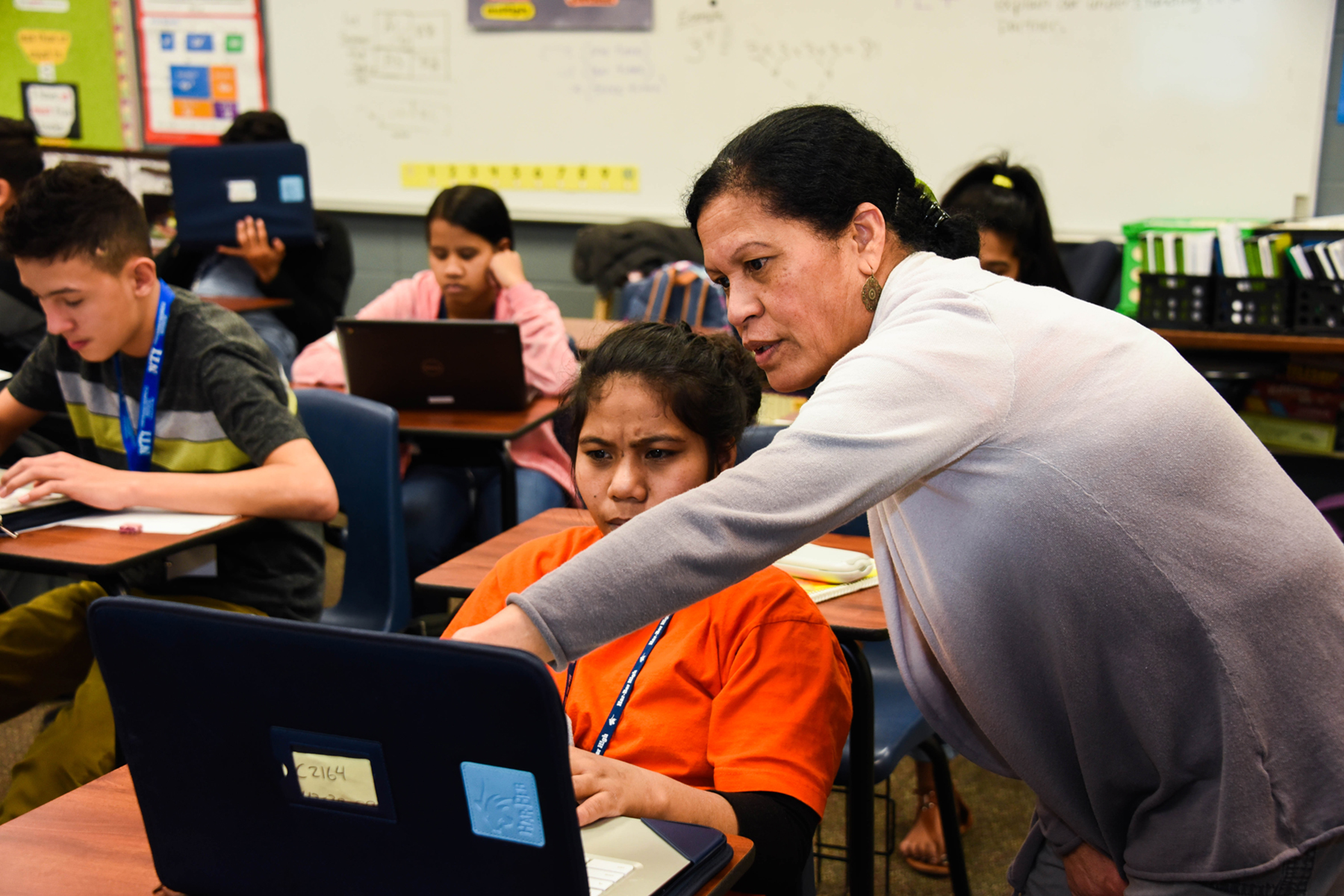 This Marshallese Tutor Is A 'Connection To Home' For Students ...