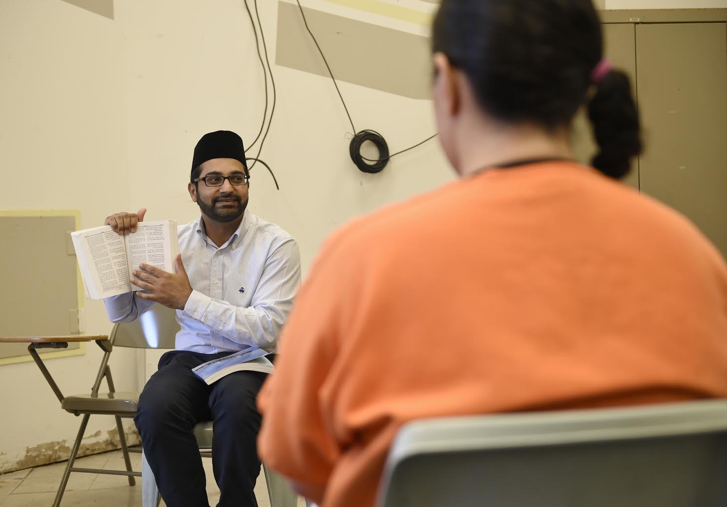 Imam Tries To Build An Oahu Congregation For A Spinoff Islamic Sect ...