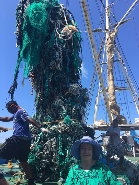 Helicopter Fishing For Ghost Nets In Hawaii - Honolulu Civil Beat