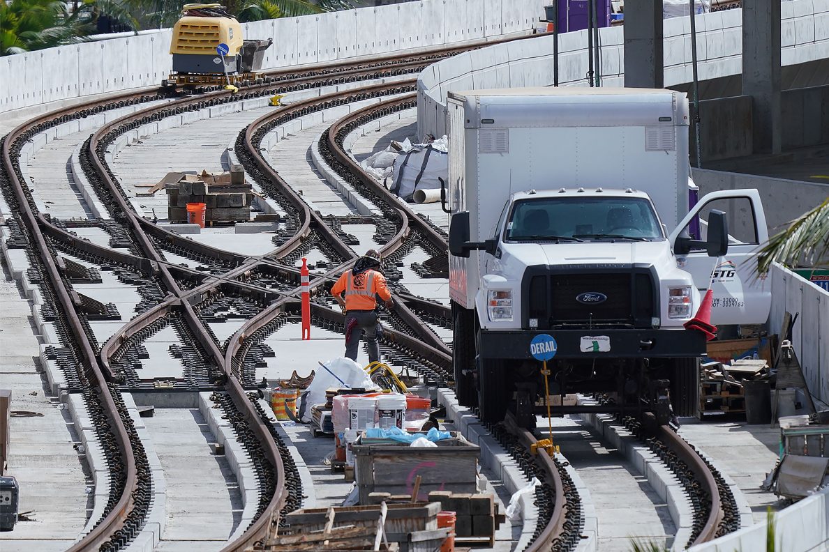 HART Has A Plan To Fix Rail Tracks But Lacks Welders To Do The Work ...