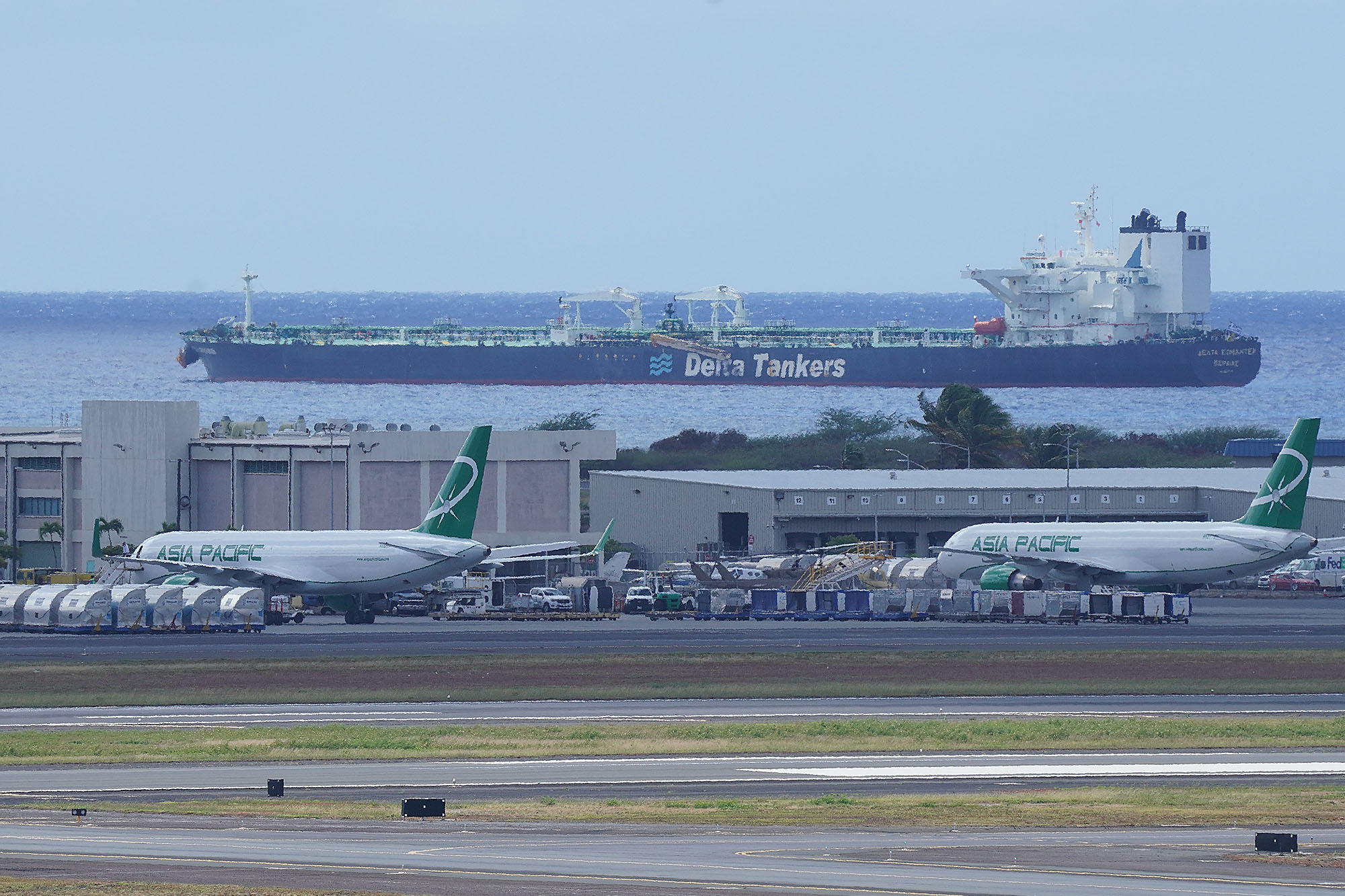 Feds Ground Asia Pacific Airlines, A Cargo Provider To Pacific Islands ...