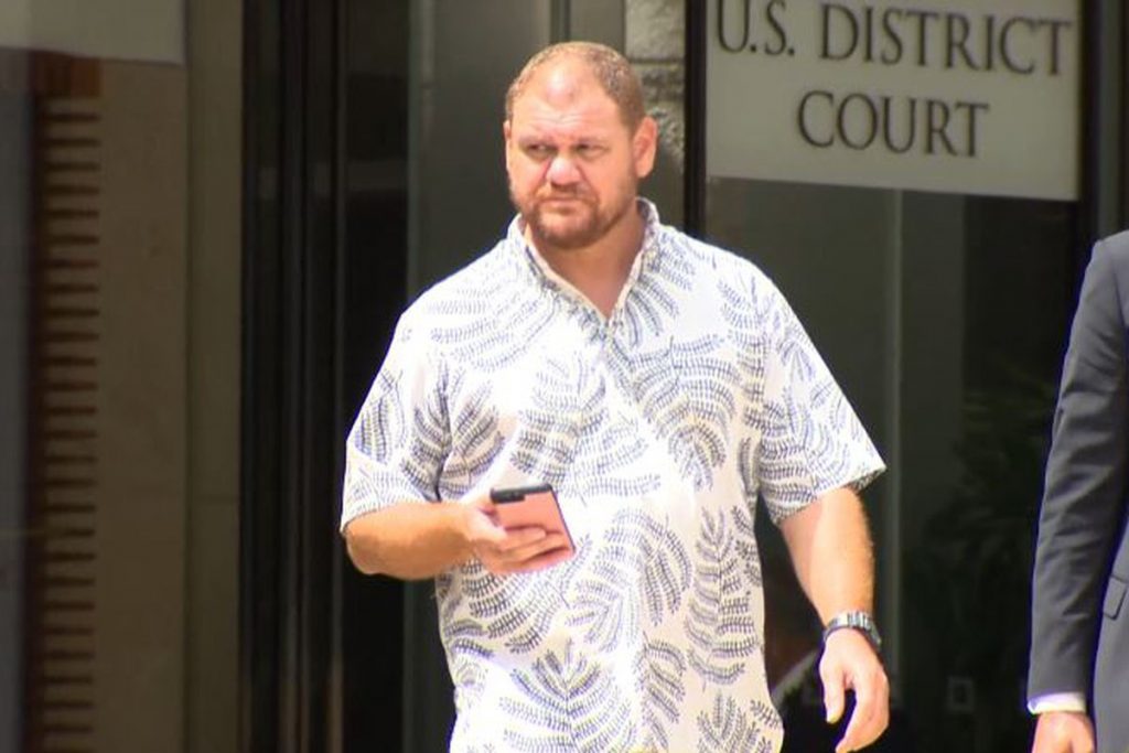Hawaii Pain Doctor Rudy Puana Sentenced To 7.5 Years For Drug Offenses ...