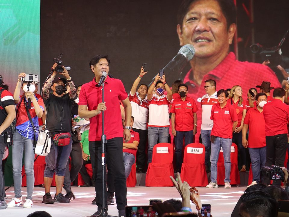 The Marcos Family Is Returning To Power In The Philippines - Honolulu ...