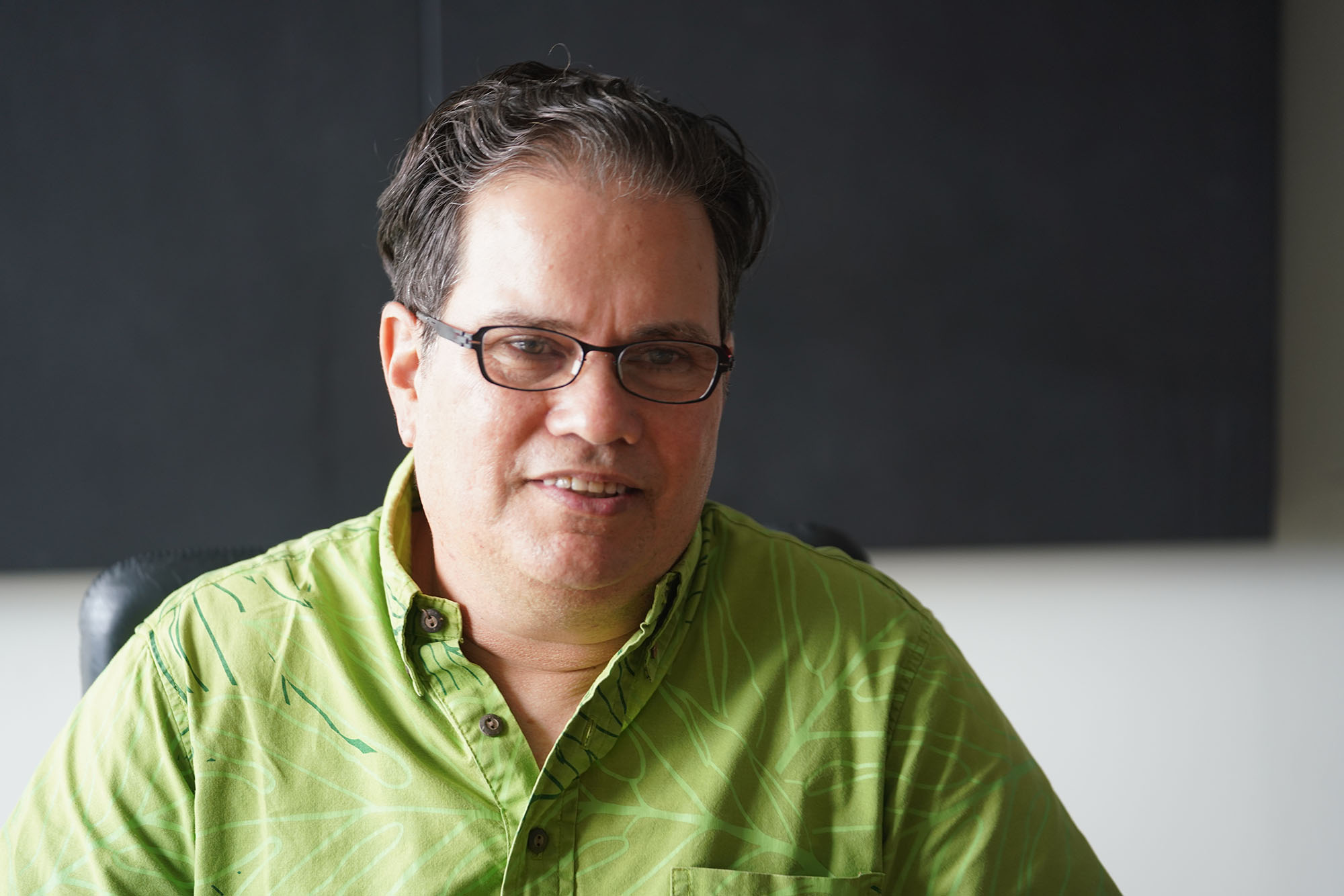 Eia Ka Haʻina: Aia ʻO Jonathan Likeke Scheuer Ma Ka Papa Luna No Ka Wai ...
