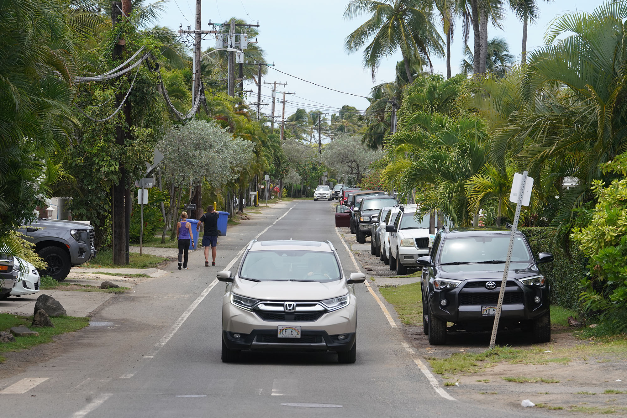 Parking Will Be Banned In Lanikai Loop To End Beachgoer Gridlock ...