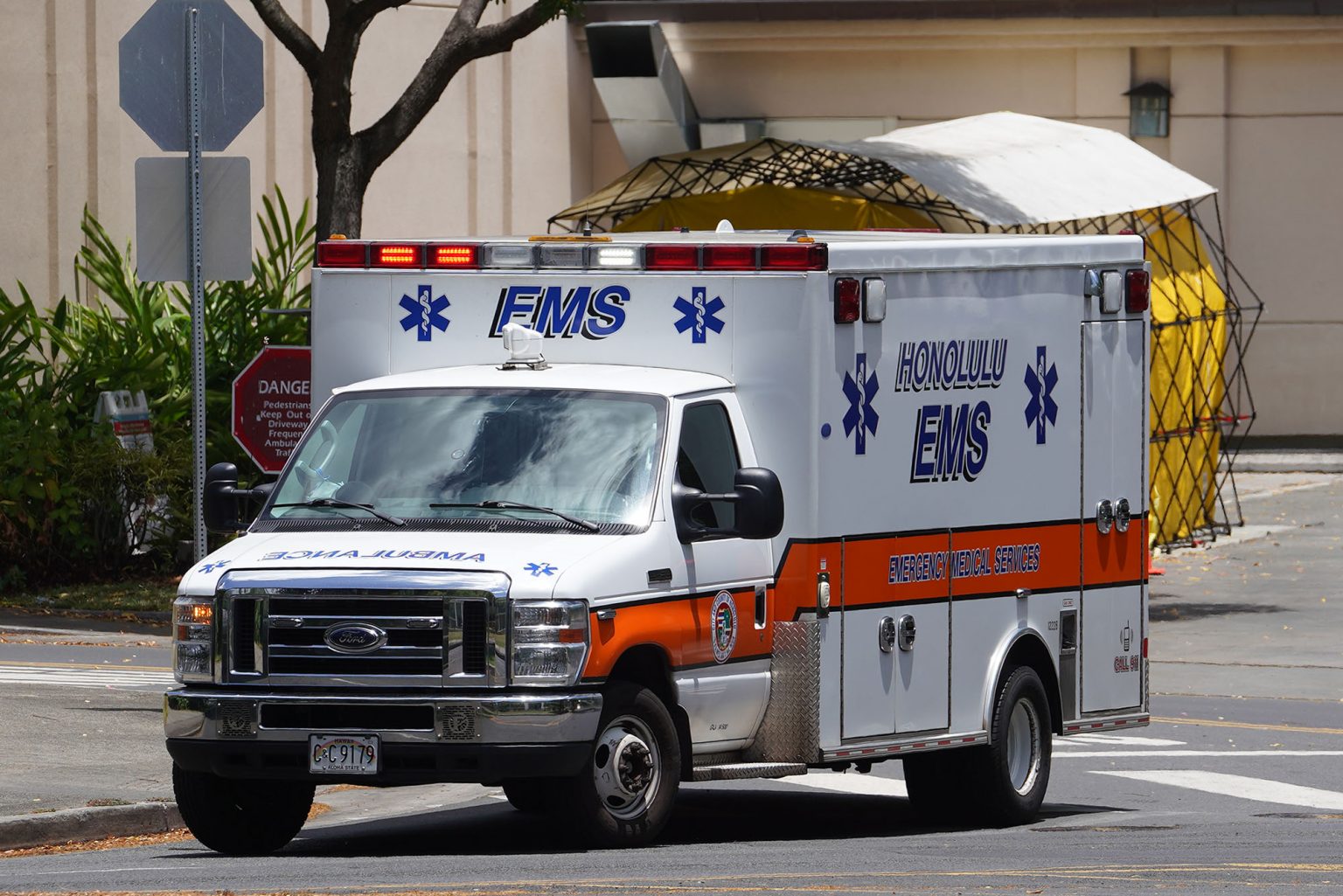 Oxygen Tanks May Have Caused Honolulu Ambulance Fire To Spread Faster ...