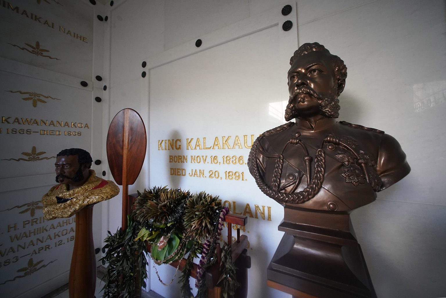 OHA Wants To Take Over Hawaiian Royals' Burial Site - Honolulu Civil Beat