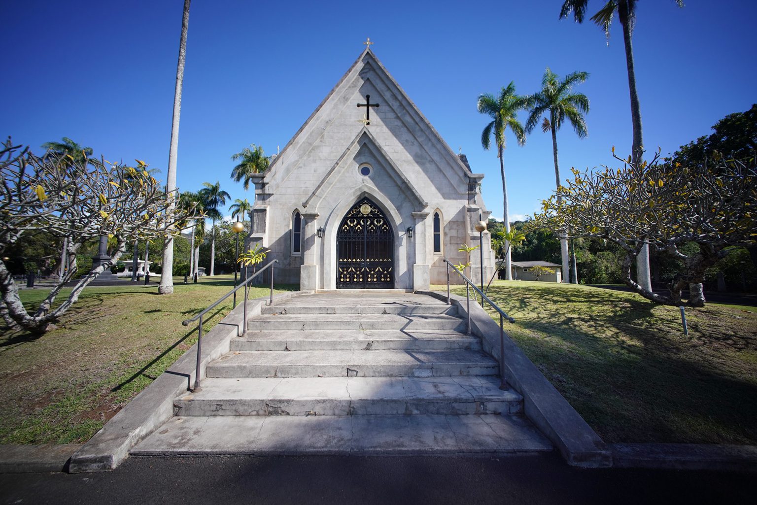 OHA Wants To Take Over Hawaiian Royals' Burial Site - Honolulu Civil Beat