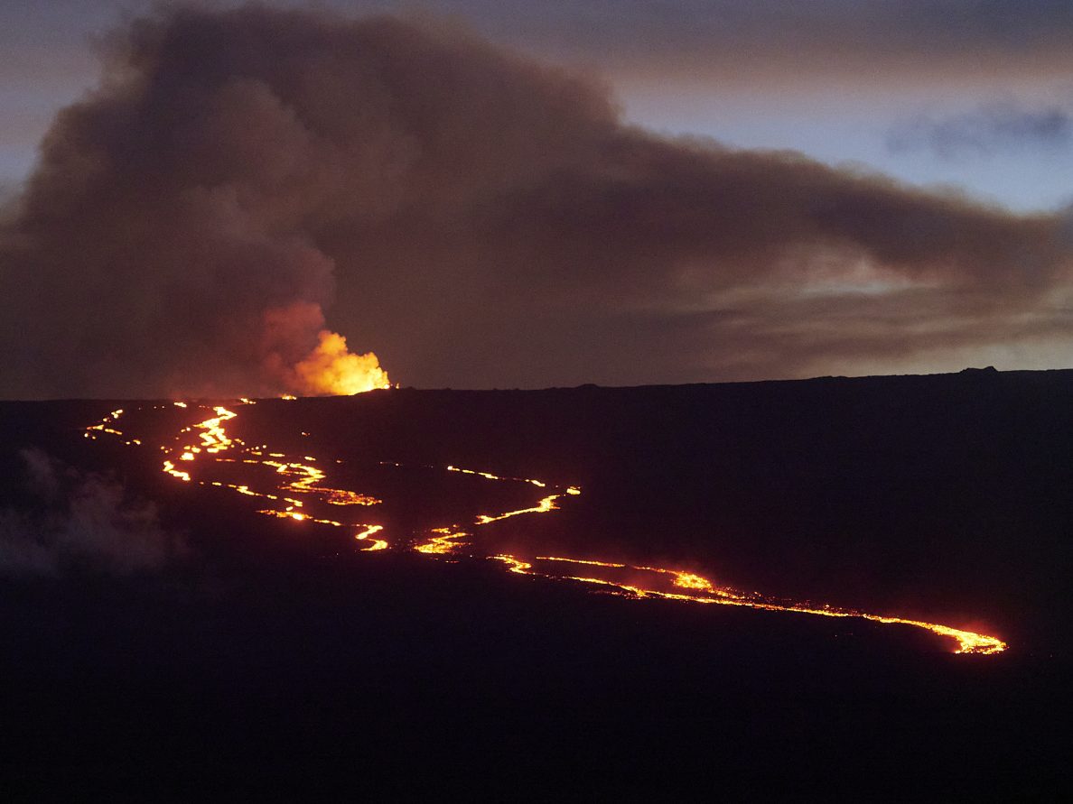 Scientists Declare 2 Hawaii Volcanoes Have Stopped Erupting - Honolulu ...
