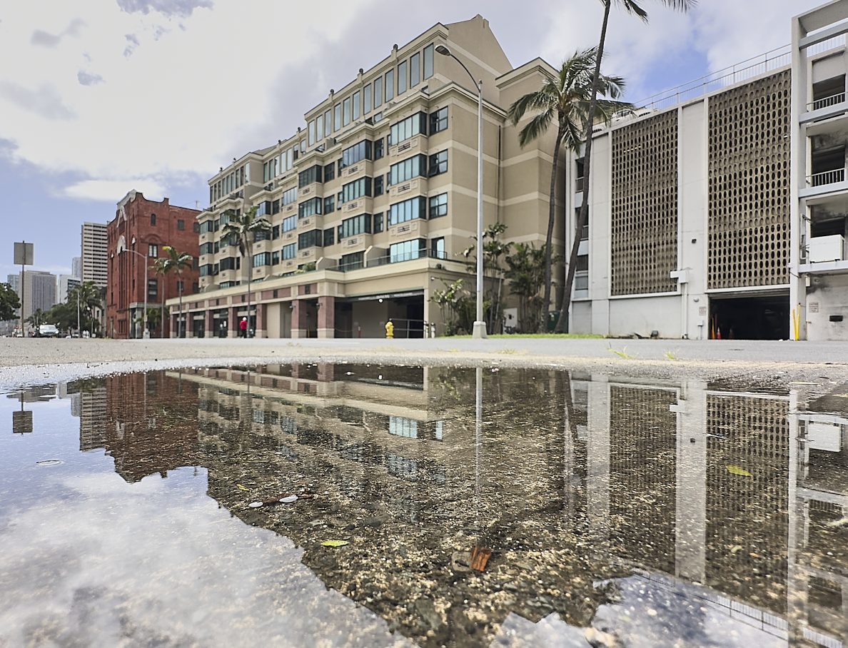 This Elderly Woman Was Threatened With Eviction - Over 50 Cents ...