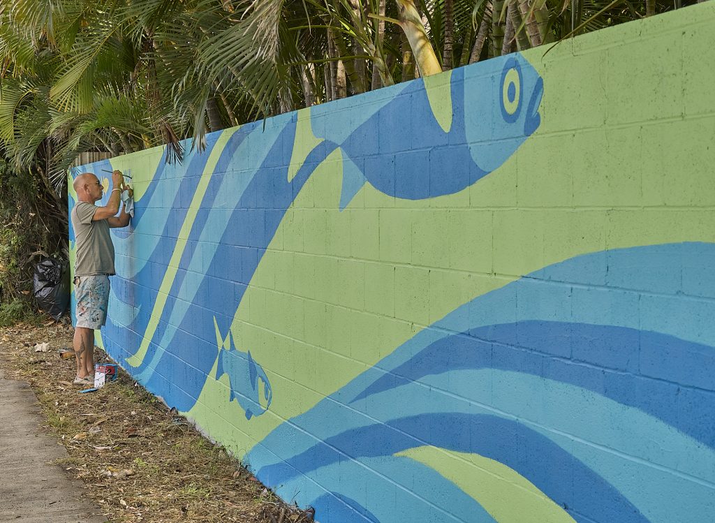 Fish Murals Are Popping Up Along Kalanianaole Highway - Honolulu Civil Beat
