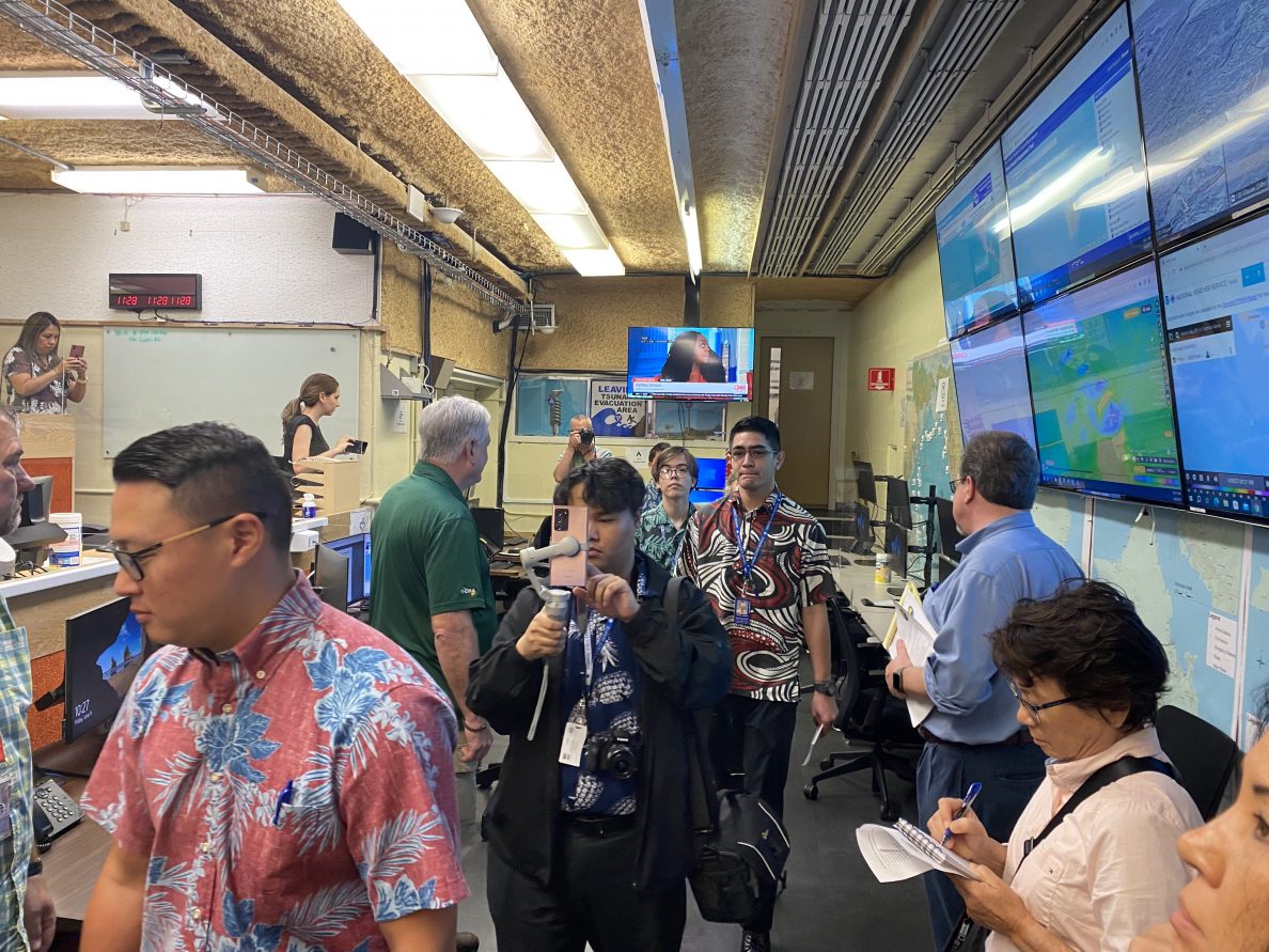 Hawaii's Emergency Management Agency Struggles To Fill Many Key Jobs ...