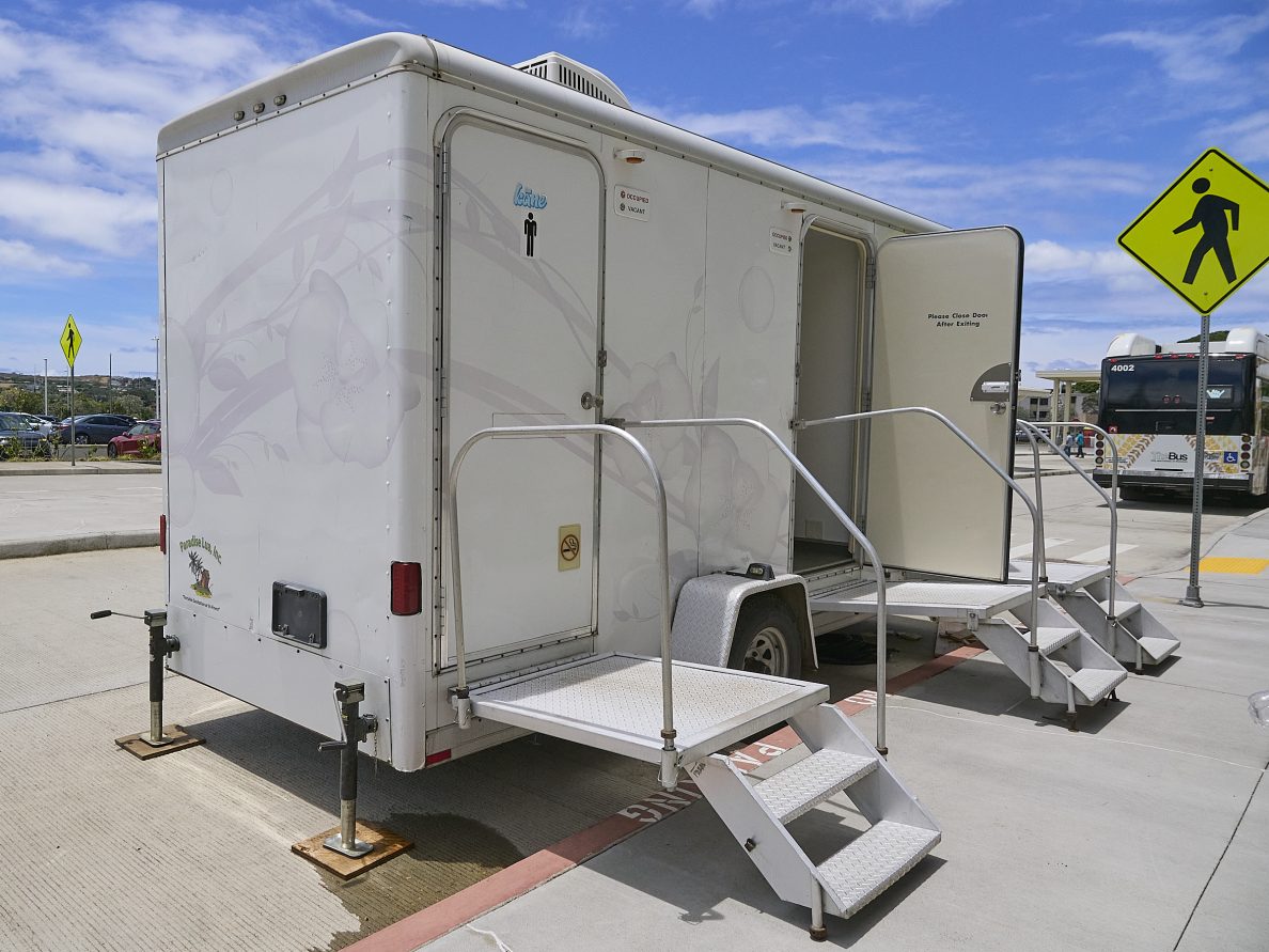 Honolulu Rail Debut: See Inside The First Half Of Skyline - Honolulu ...