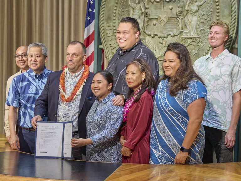 Hawaii Governor Signs Tax Relief And Budget Bills - Honolulu Civil Beat