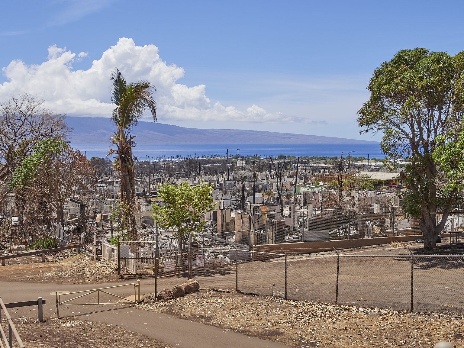 Lahaina Will Soon Reopen To Property Owners And Renters - Honolulu ...