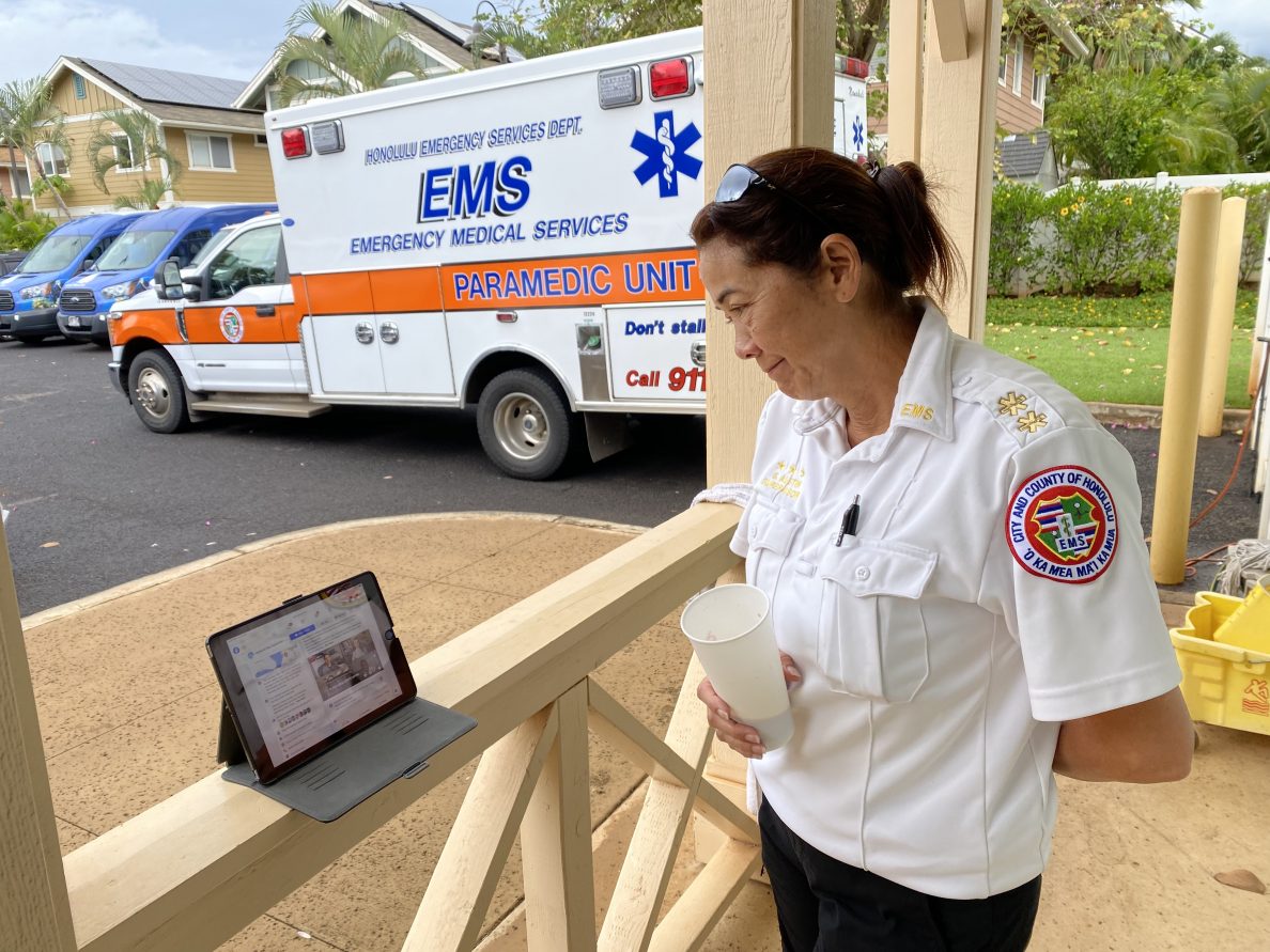 Honolulu EMTs, Paramedics Sue The City For Overtime - Honolulu Civil Beat