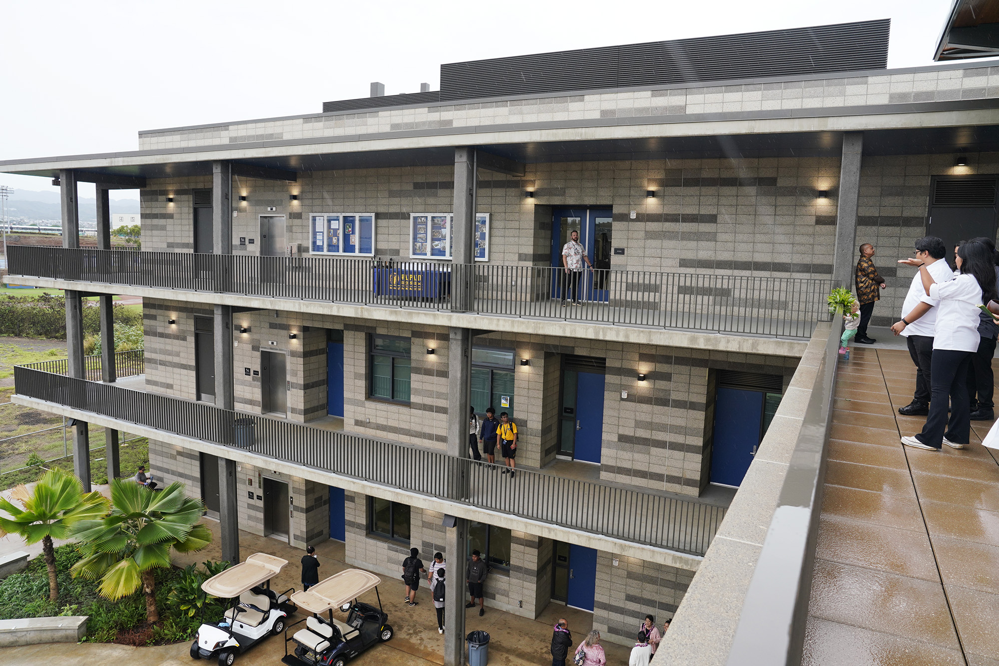 Waipahu High School Opens New Academy Learning Center - Honolulu Civil Beat