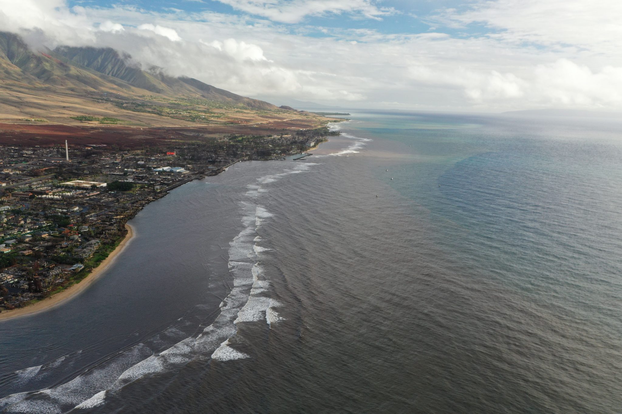 Heavy Rain Washed Fire-Related Contaminants Into The Ocean Off Lahaina ...