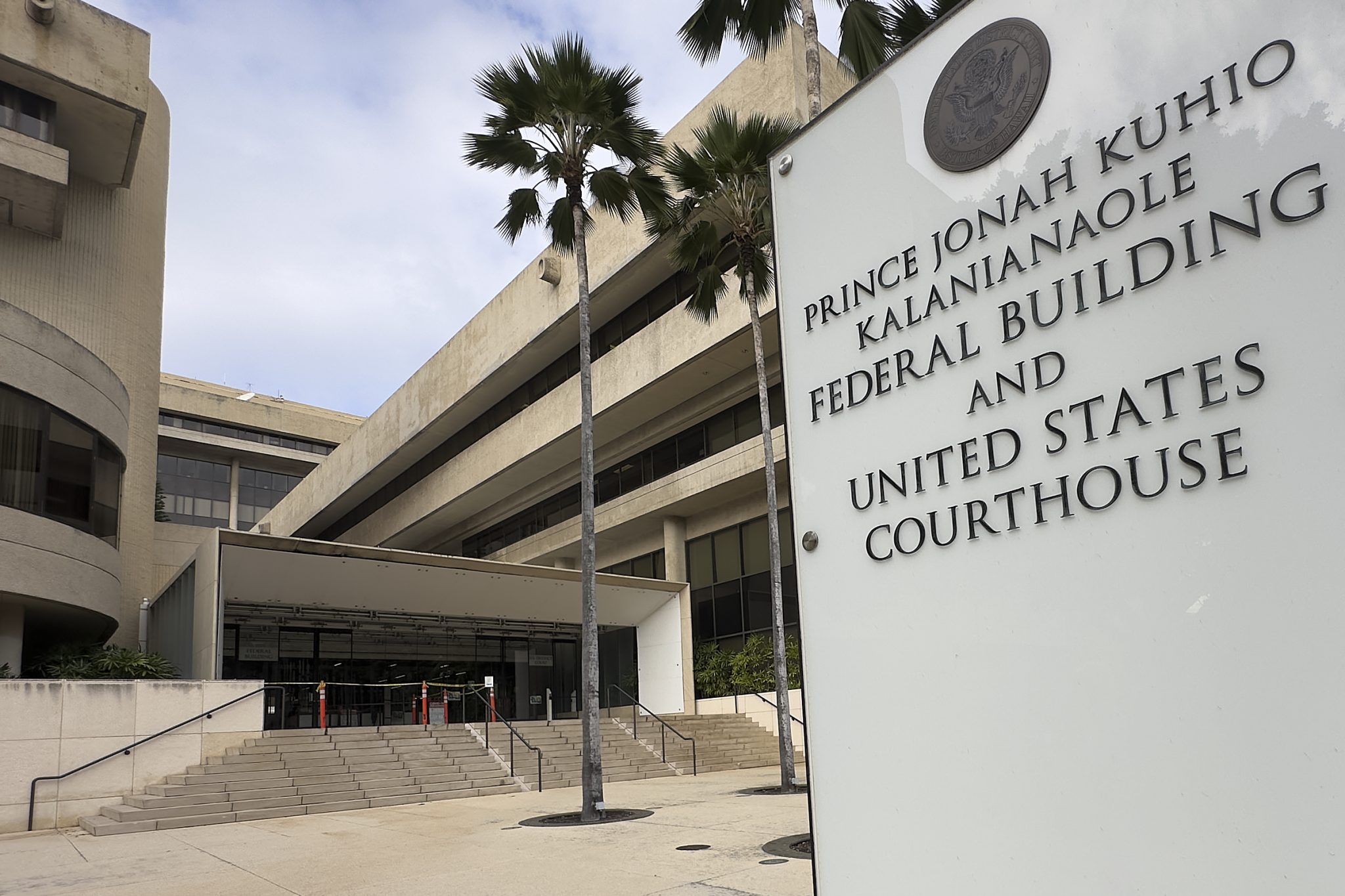 Hawaiʻi Sex Abuse Case Shows How Predatory Teachers Can Go Undetected ...