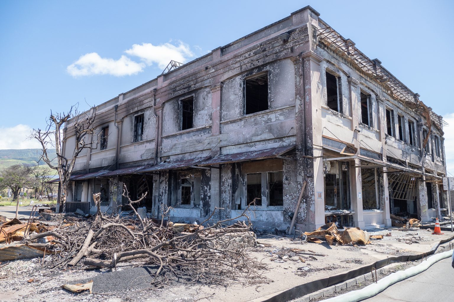 $159M Job To Clean Up Lahaina's Commercial District Begins 7 Months ...