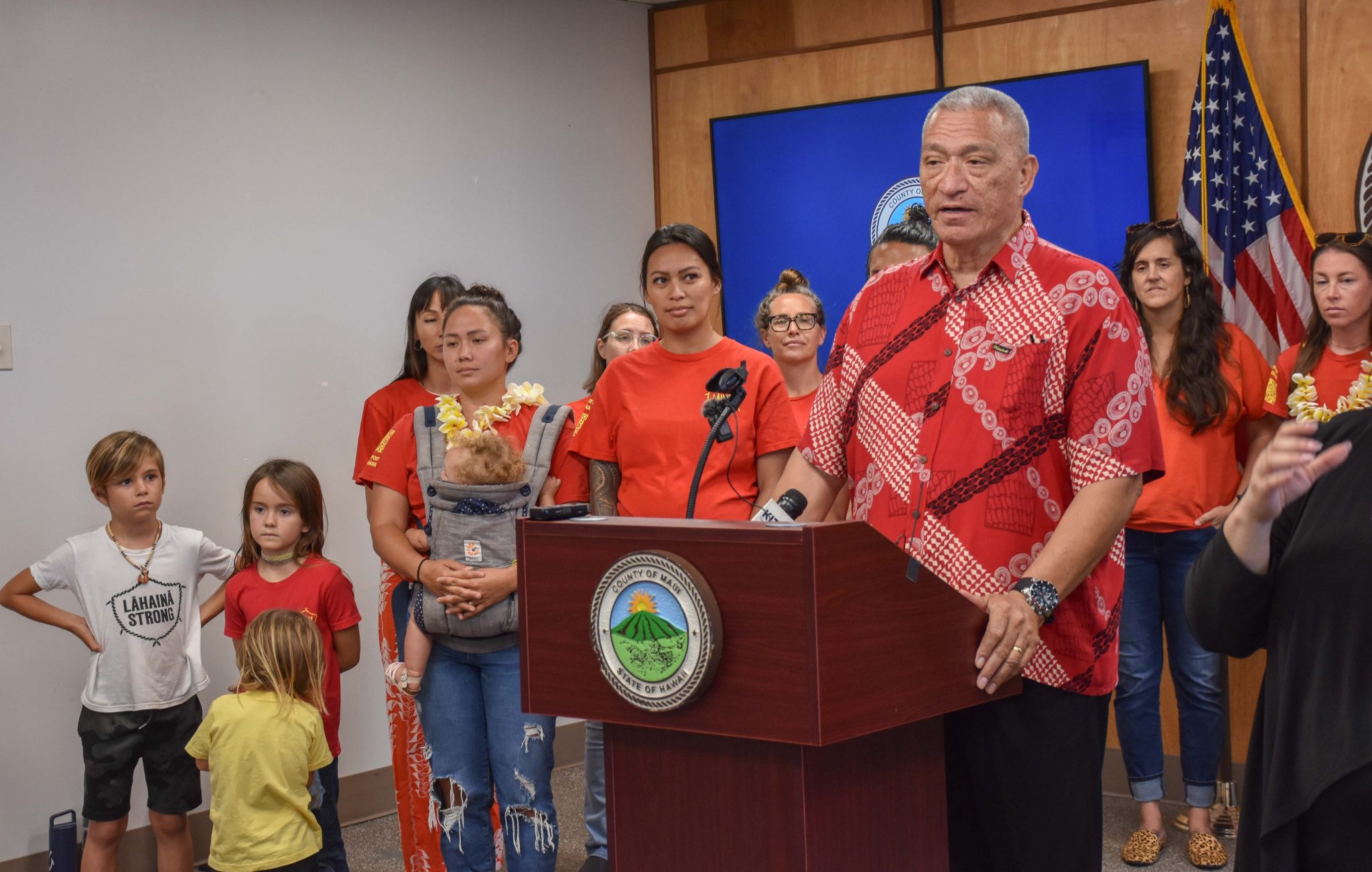 Maui Mayor Takes 'Bold Step' To Eliminate 7,000 Short-Term Rentals By ...