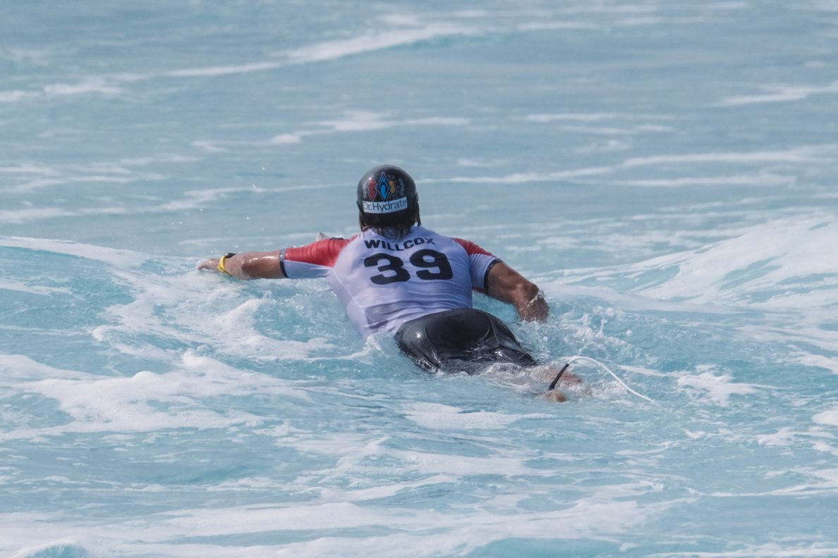 More Surfers In Hawaii Are Wearing Helmets — A Trend That Could Save ...