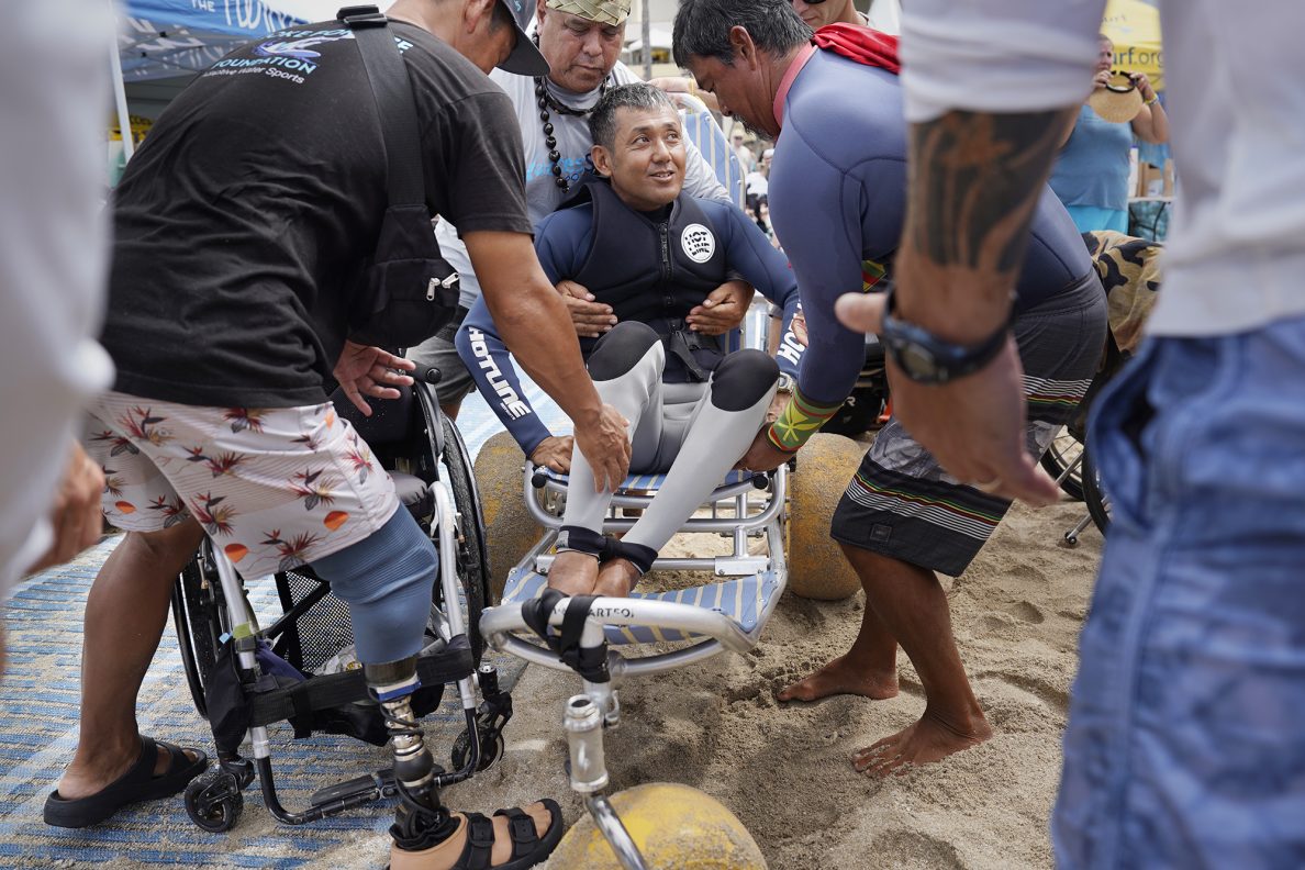 Photo Essay: Adaptive Surfers Take To The Waves In Waikiki - Honolulu ...