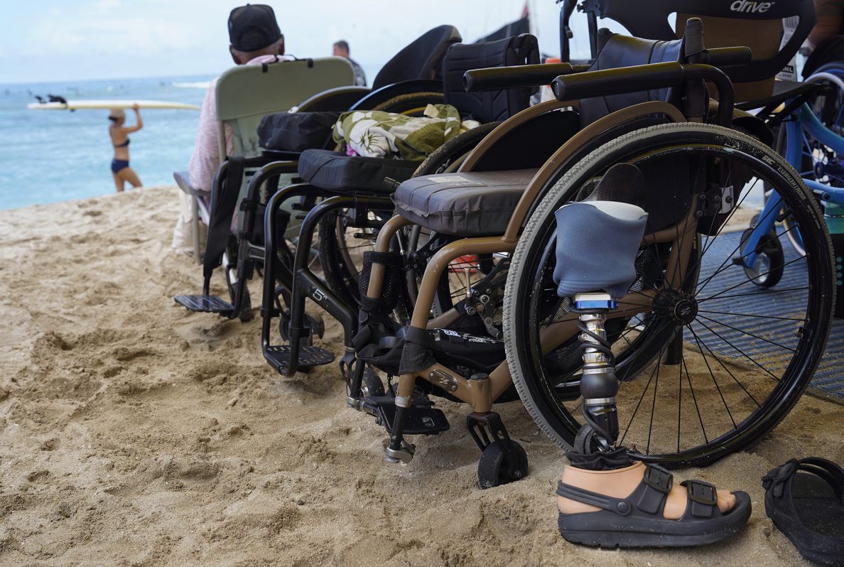 Photo Essay: Adaptive Surfers Take To The Waves In Waikiki - Honolulu ...