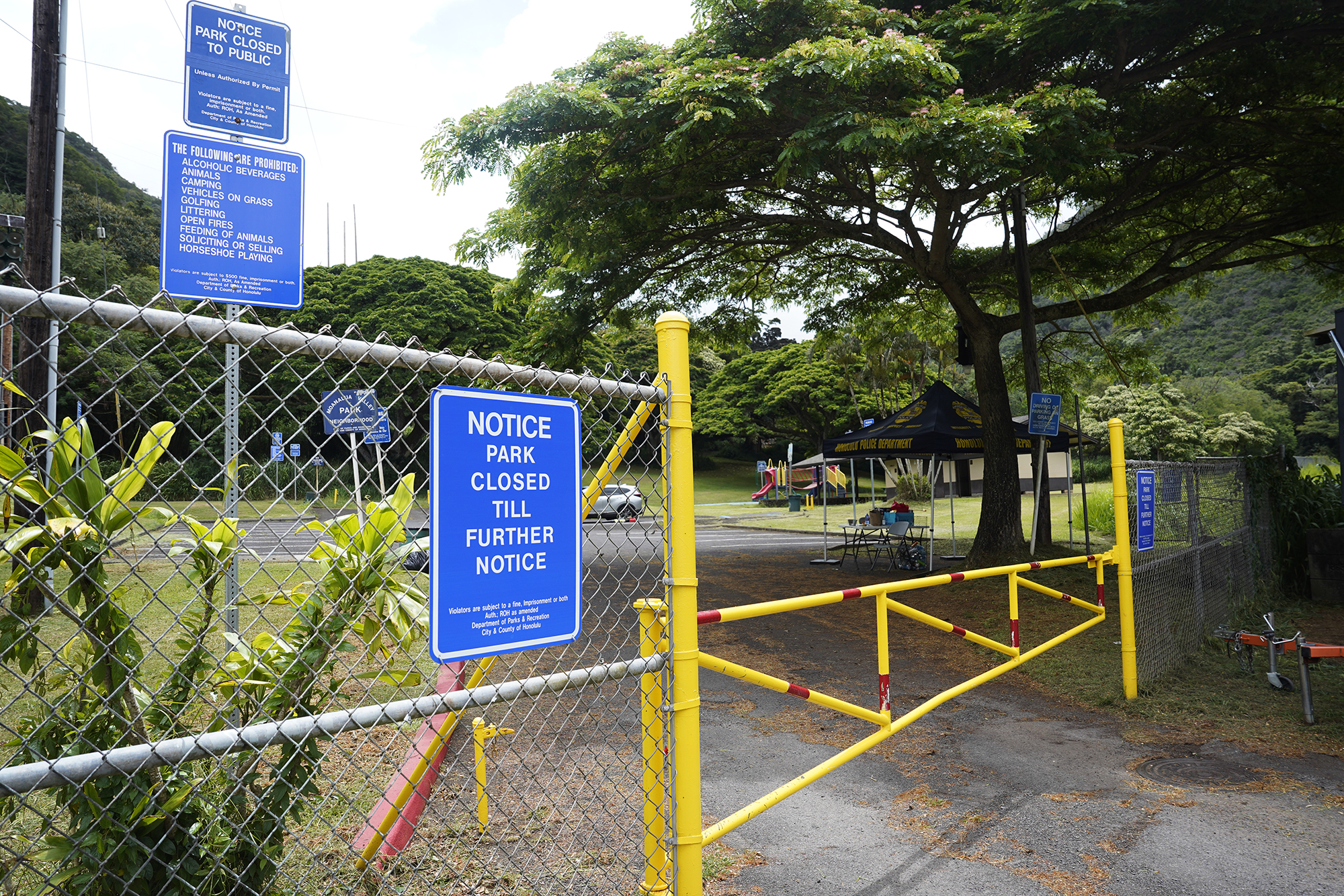 Residents Say Indefinite Closure Of Park Leading To Haiku Stairs Is ...