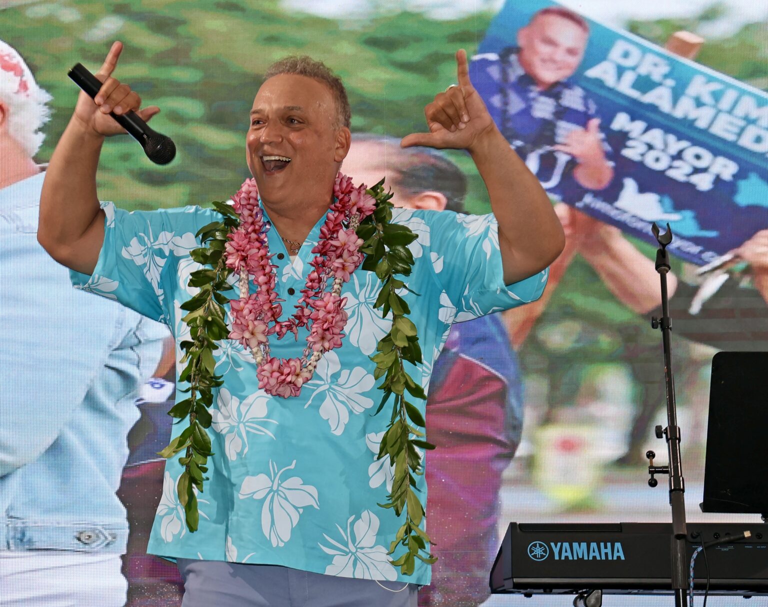 Big Island Mayor Mitch Roth And Kimo Alameda Are Headed To A Runoff ...