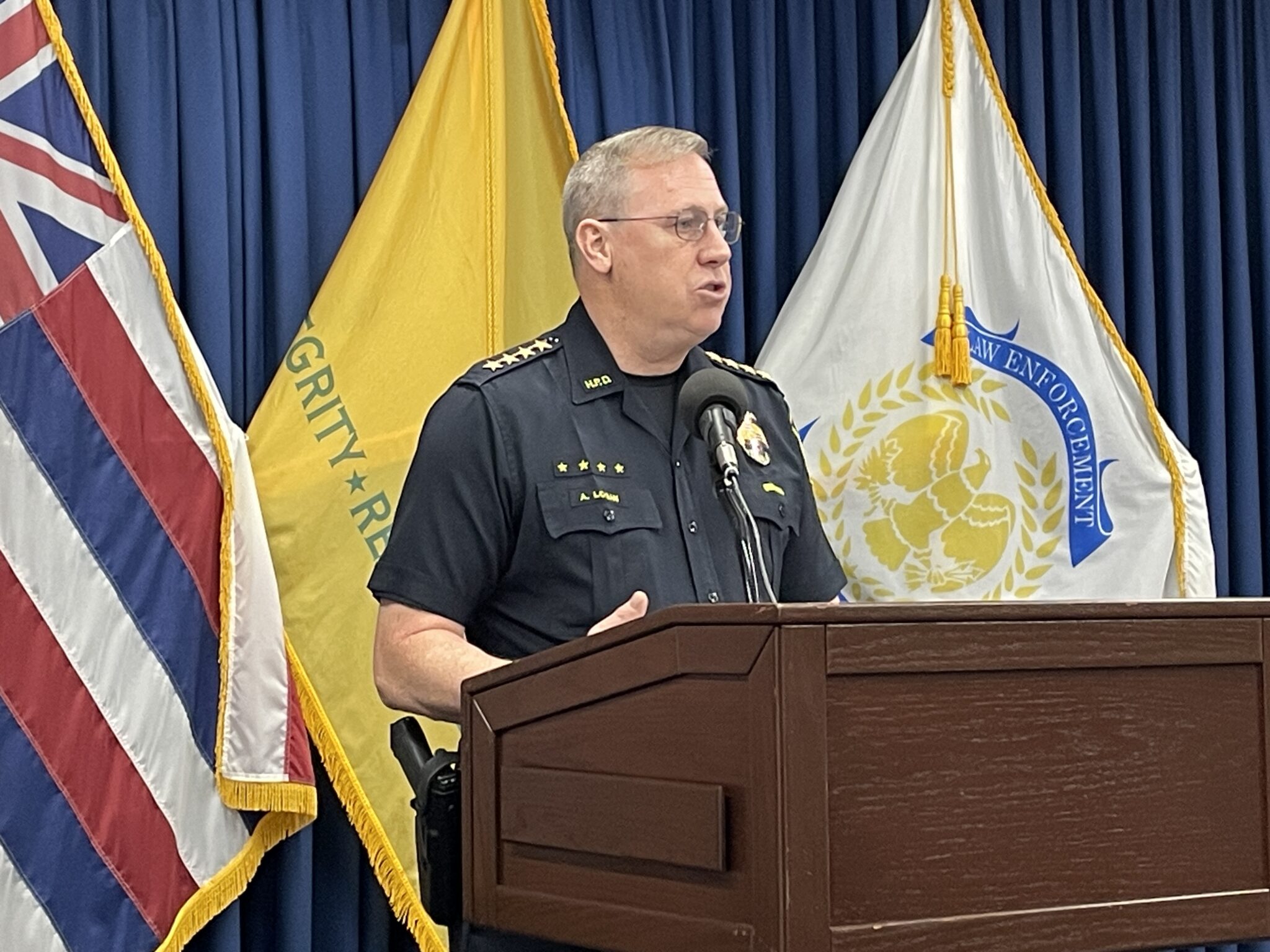 HPD: Man Shot By Police In Waipahu Was Armed With Machete - Honolulu ...