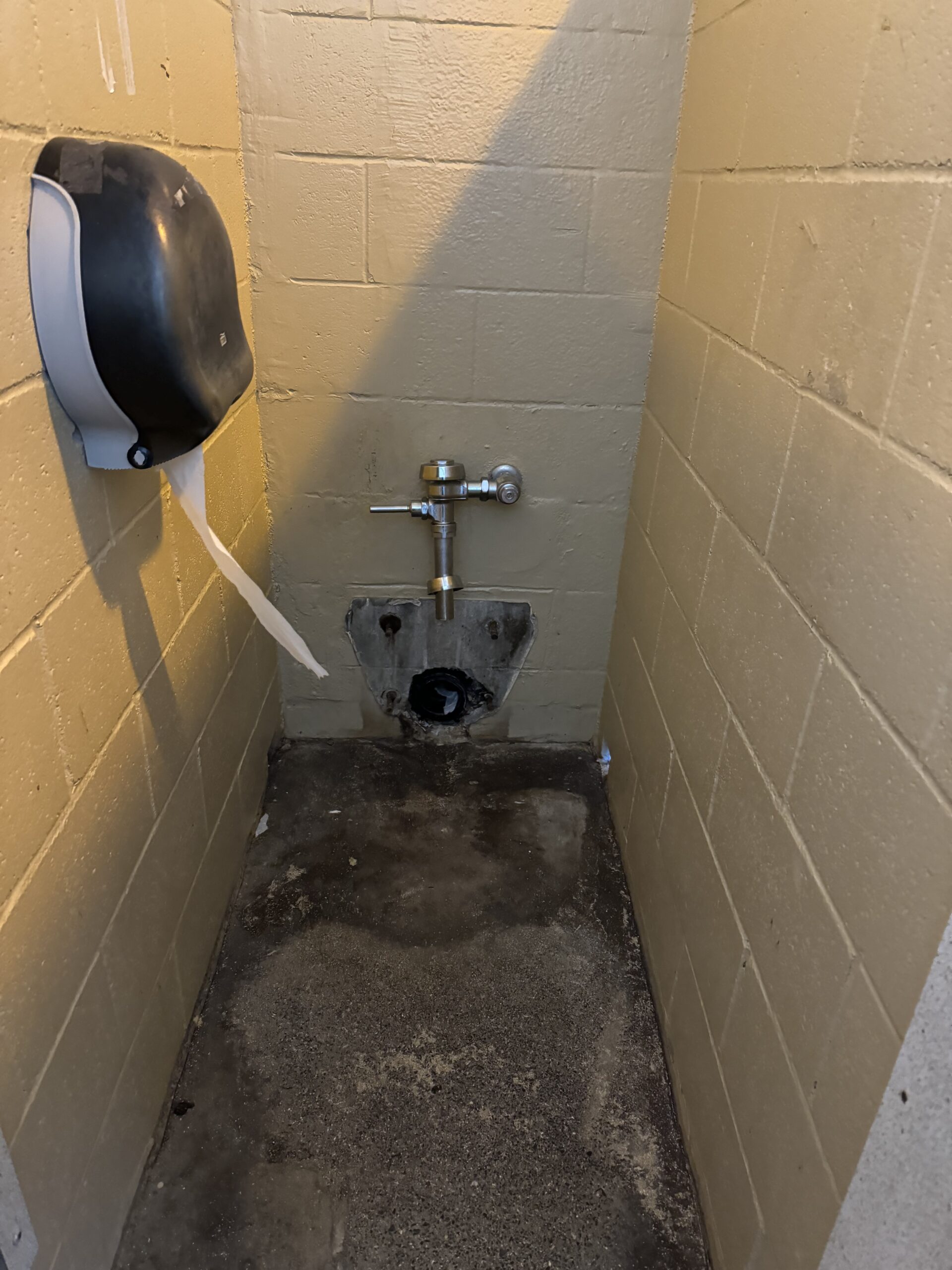 Fix It! ‘Tis The Season For … Busted Public Bathrooms? - Honolulu Civil ...