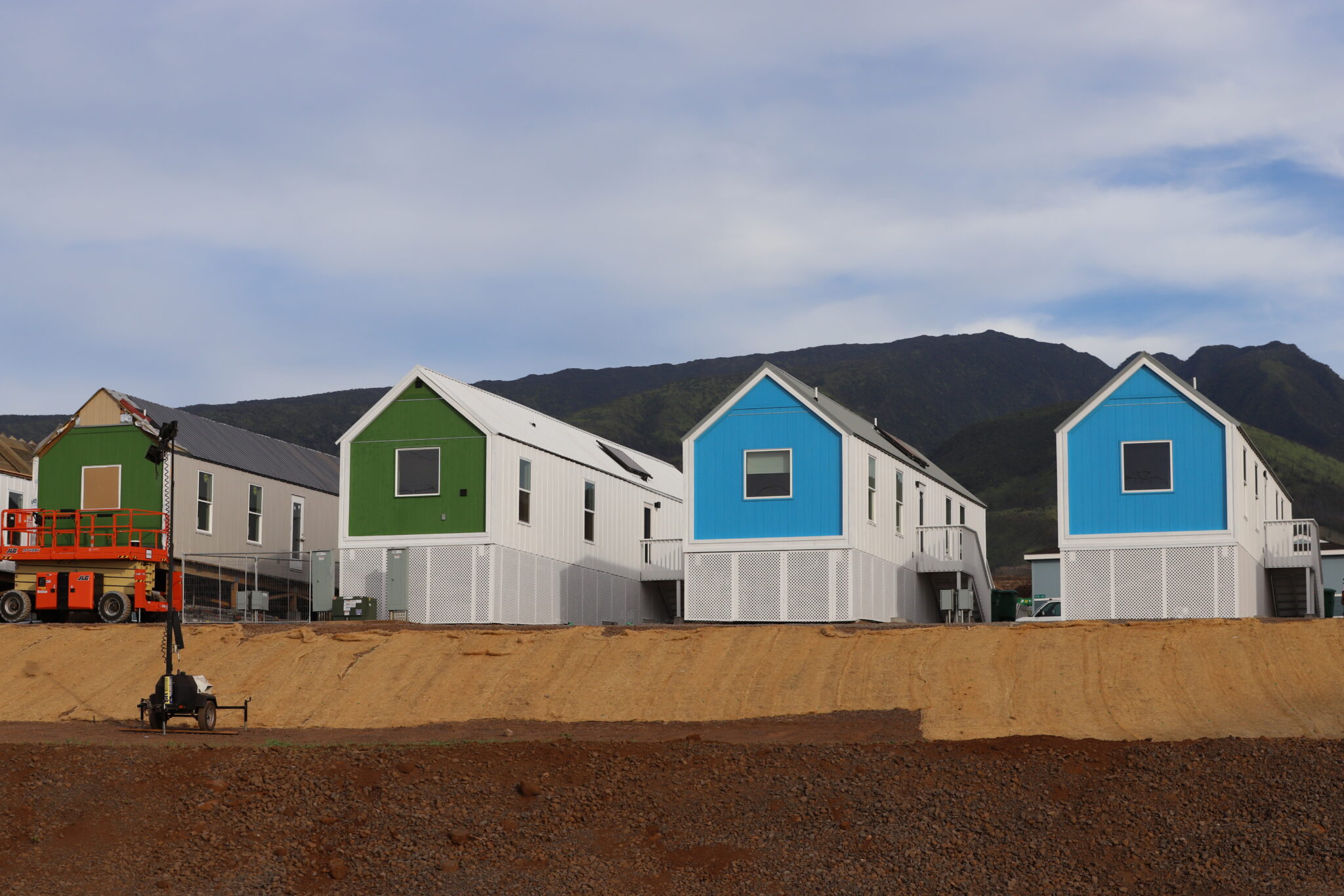 First Families Move Into Temporary FEMA Housing For Maui Fire Survivors - Honolulu Civil Beat