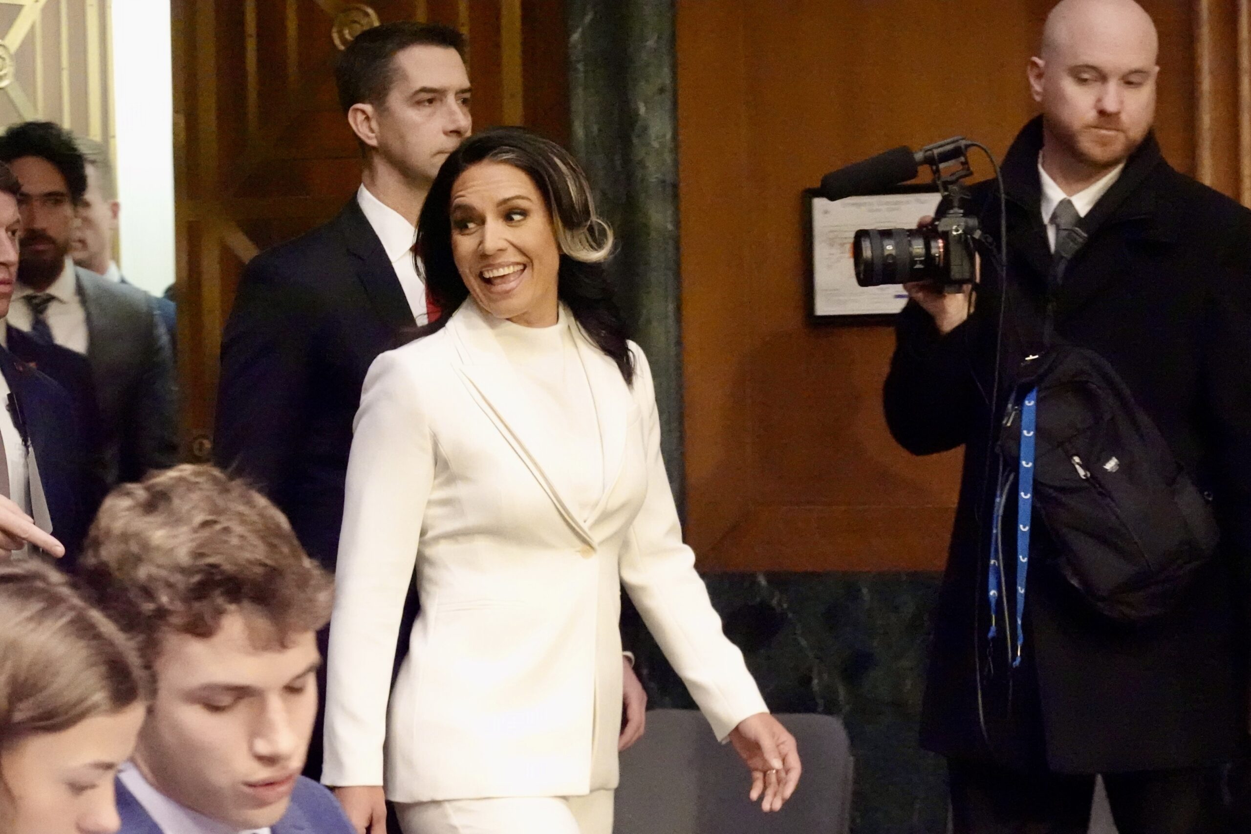 Tulsi Gabbard Met With Bipartisan Skepticism In Confirmation Hearing ...