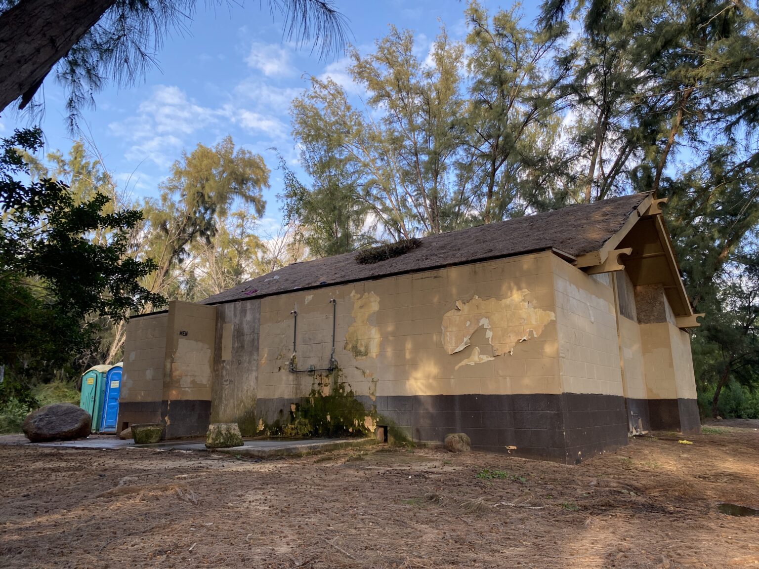 Fix It! People Have Been Waiting Most Of A Decade To Use This Bathroom ...