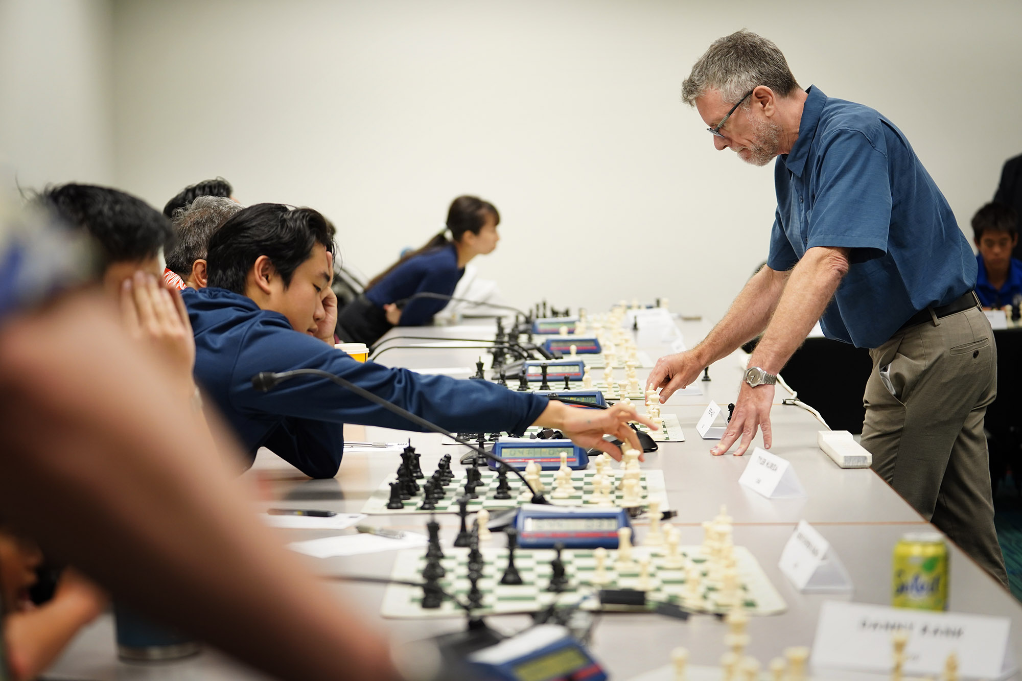 Photo Essay: National Chess Master Challenges Young Players - Honolulu ...