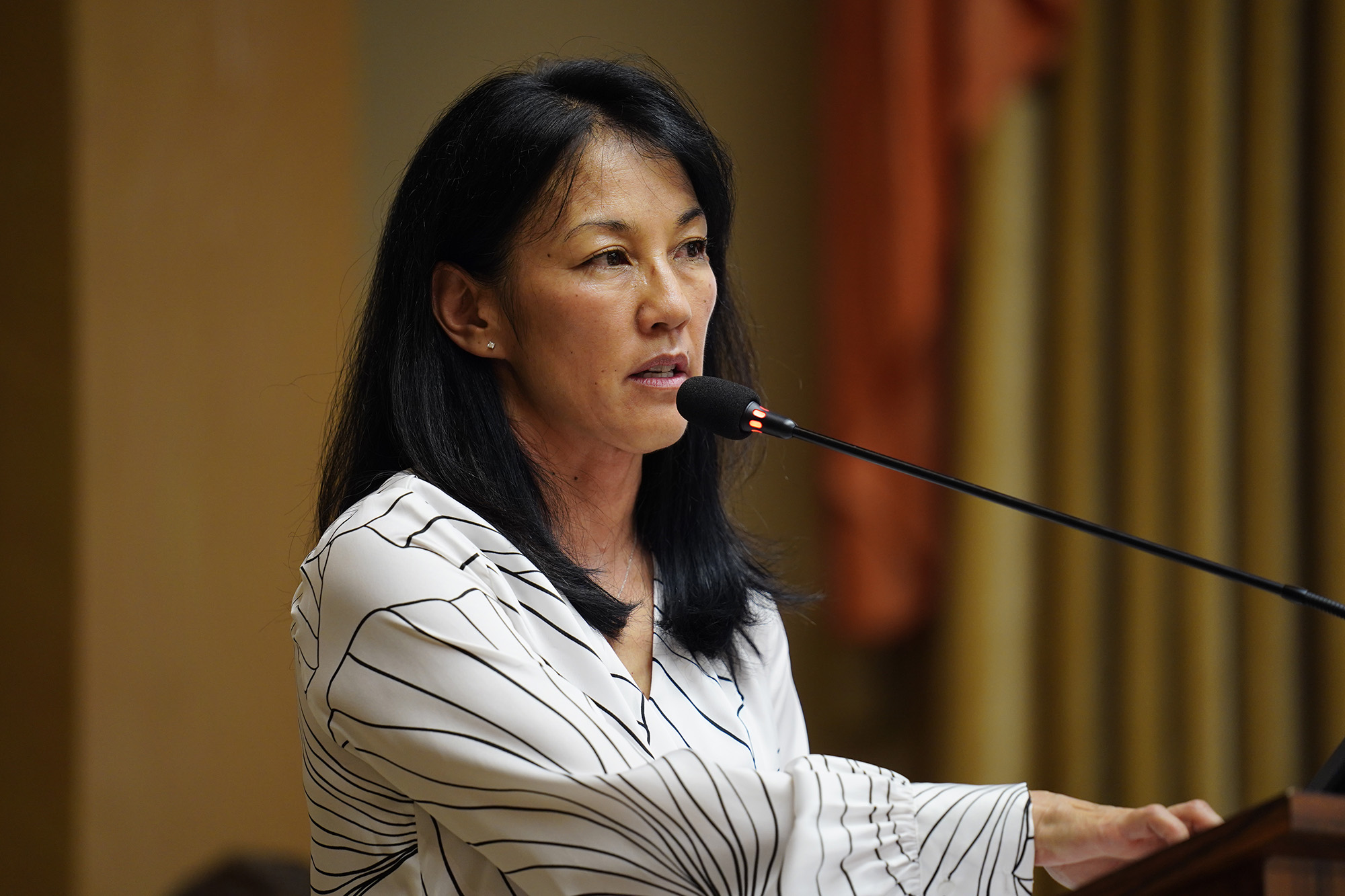 Honolulu Permit Counter Closing Next Week To Catch Up With Backlog - Honolulu Civil Beat