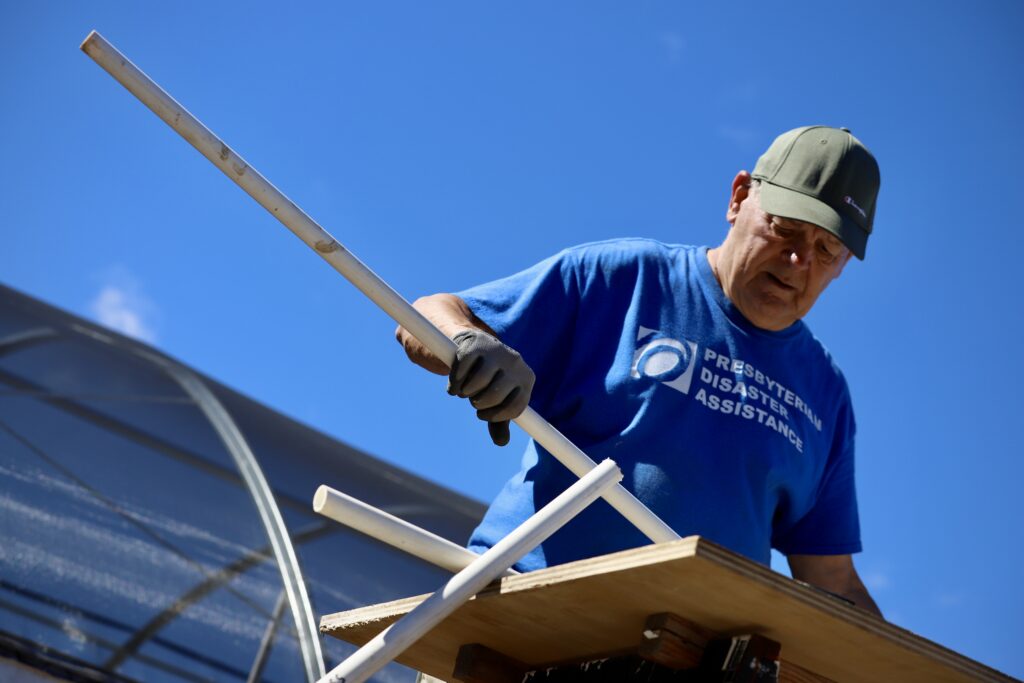 Maui Church Makes Space Amid Pews To House Fire Recovery Volunteers ...