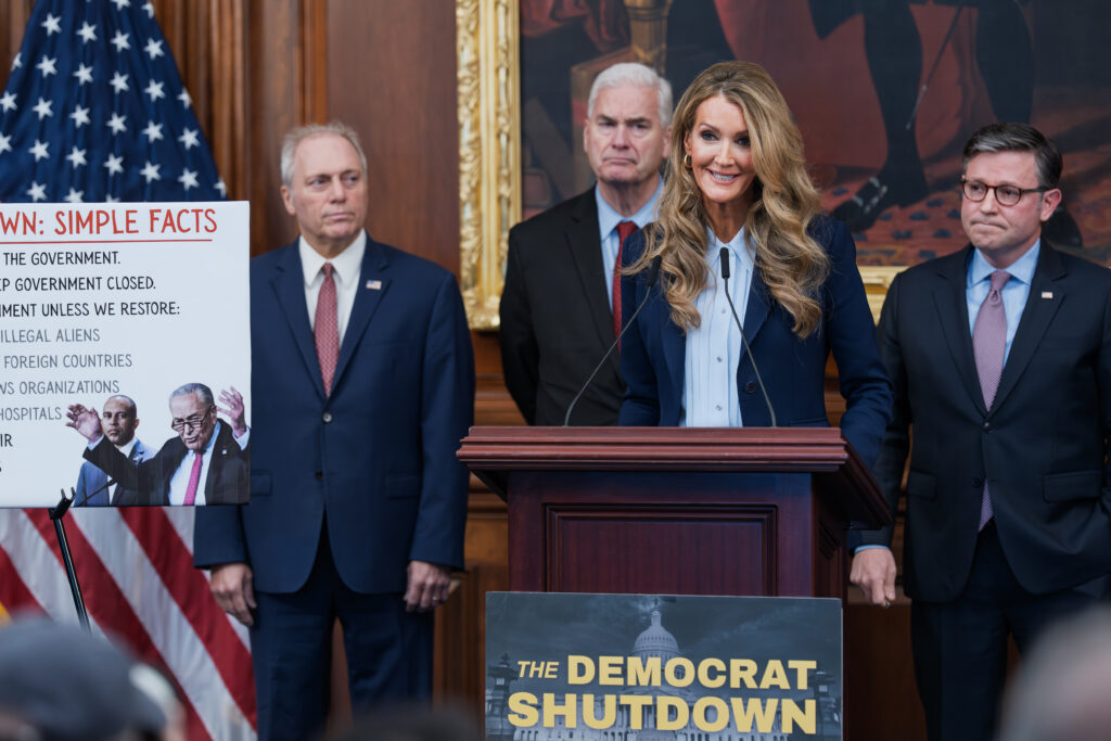 ‘Fraud Magnet’? Top Senator Wants To Halt SBA Contracts, Citing Hawaiʻi ...