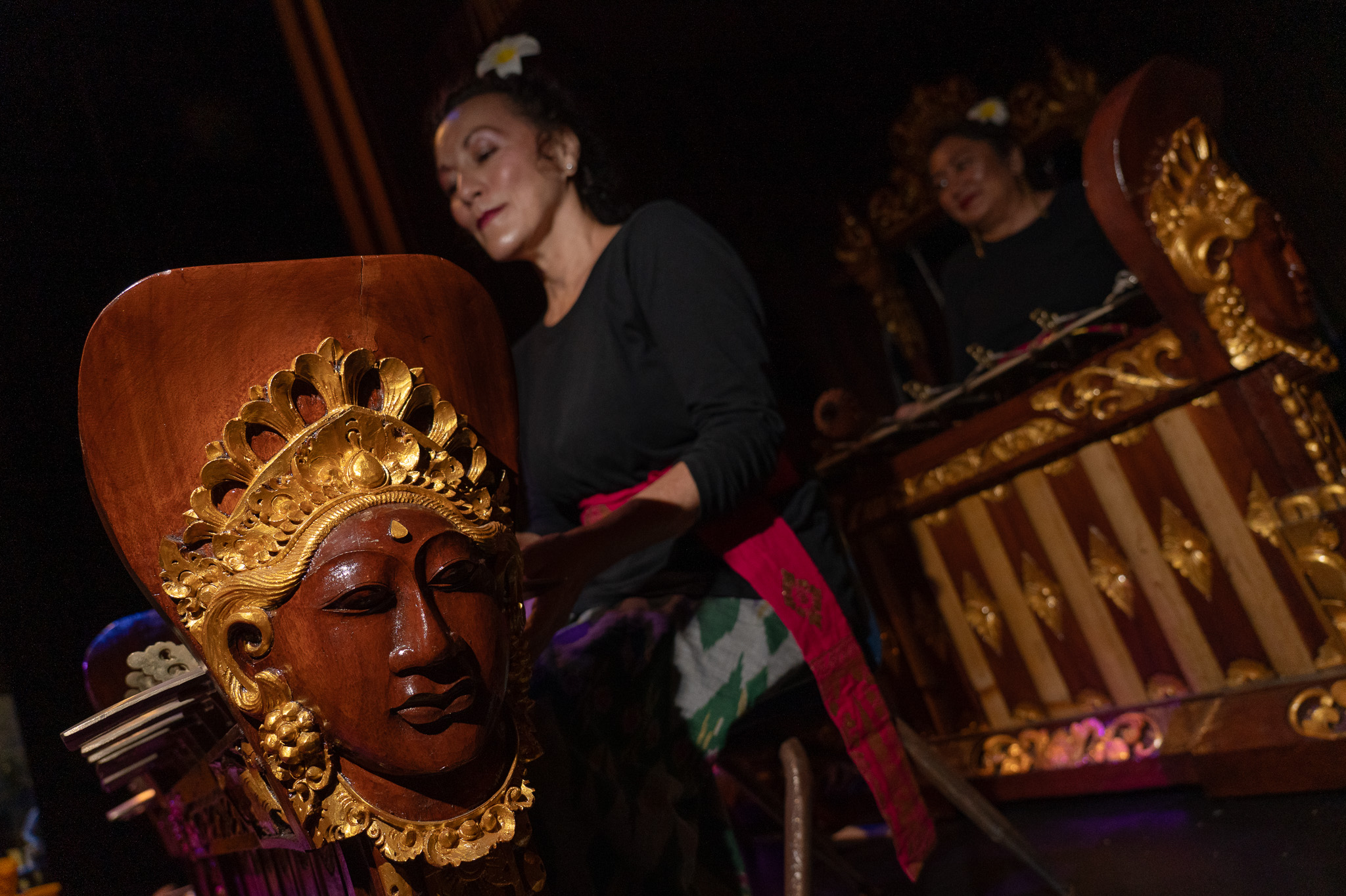Behind The Scenes: This Puppet Show Took Years To Pull Together ...